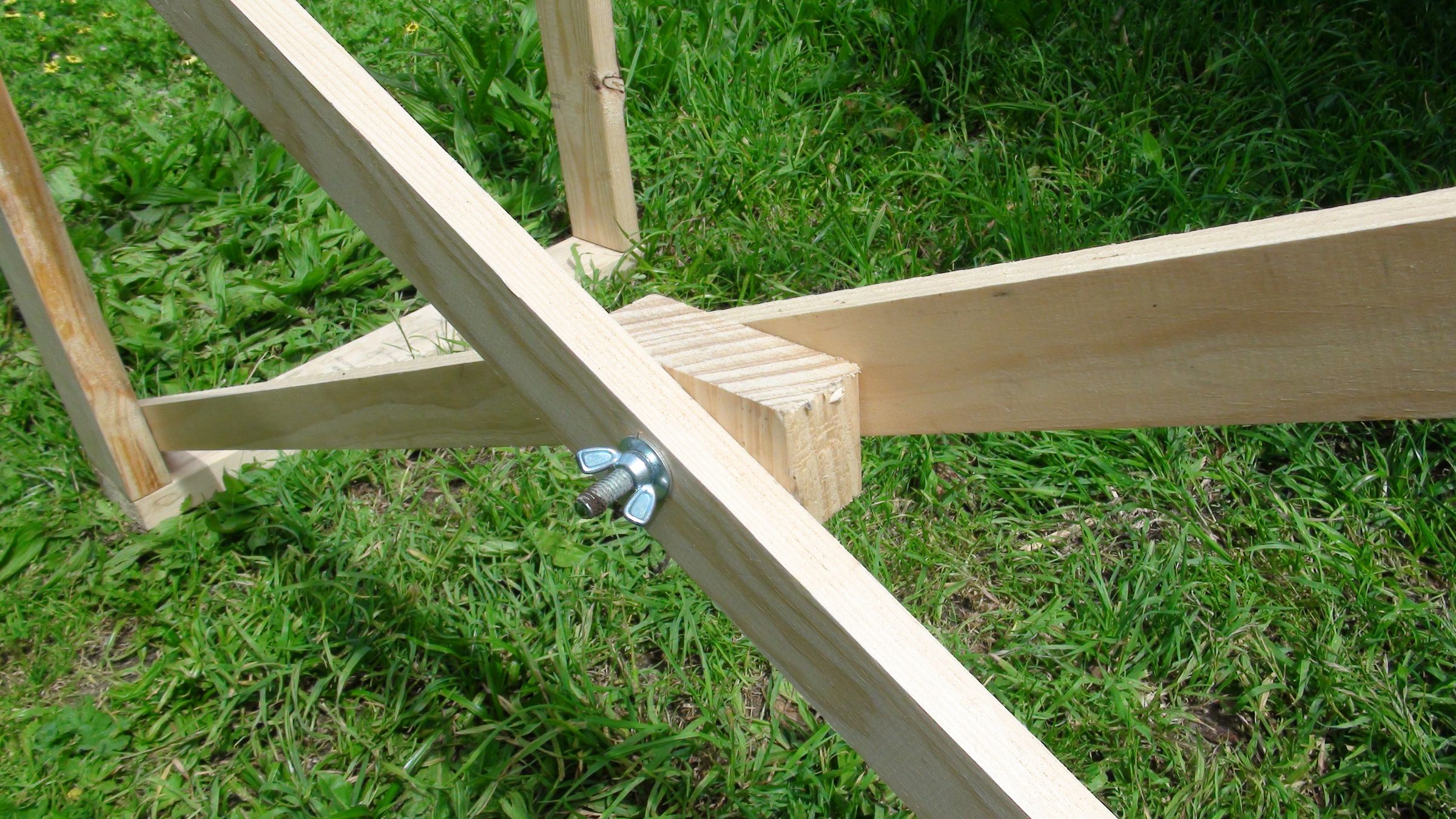 Reclaimed Garage Door Bench Table : 8 Steps (with Pictures) - Instructables