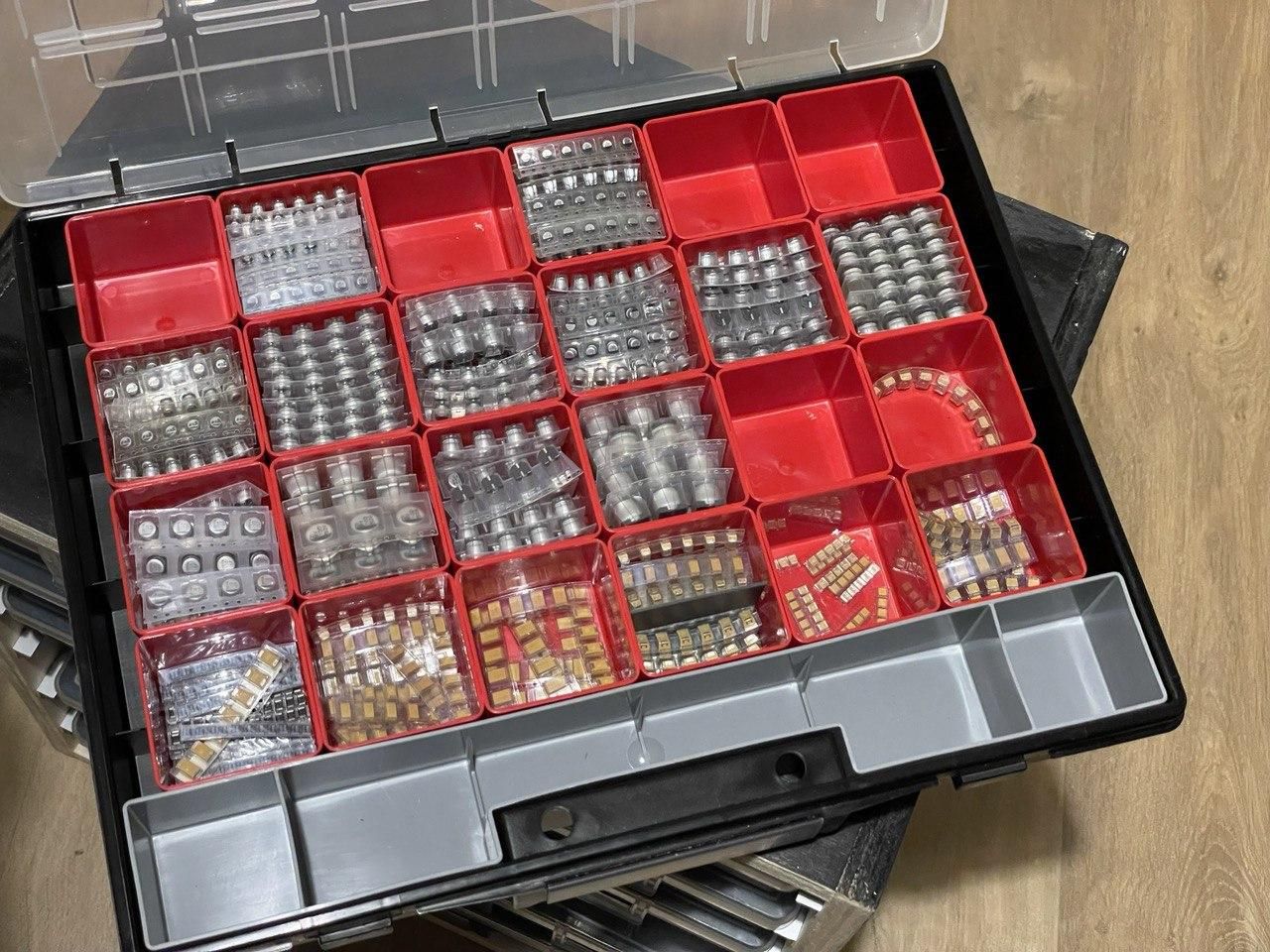 The (almost) Perfect Rack Organizer for Electronic Components and Other ...