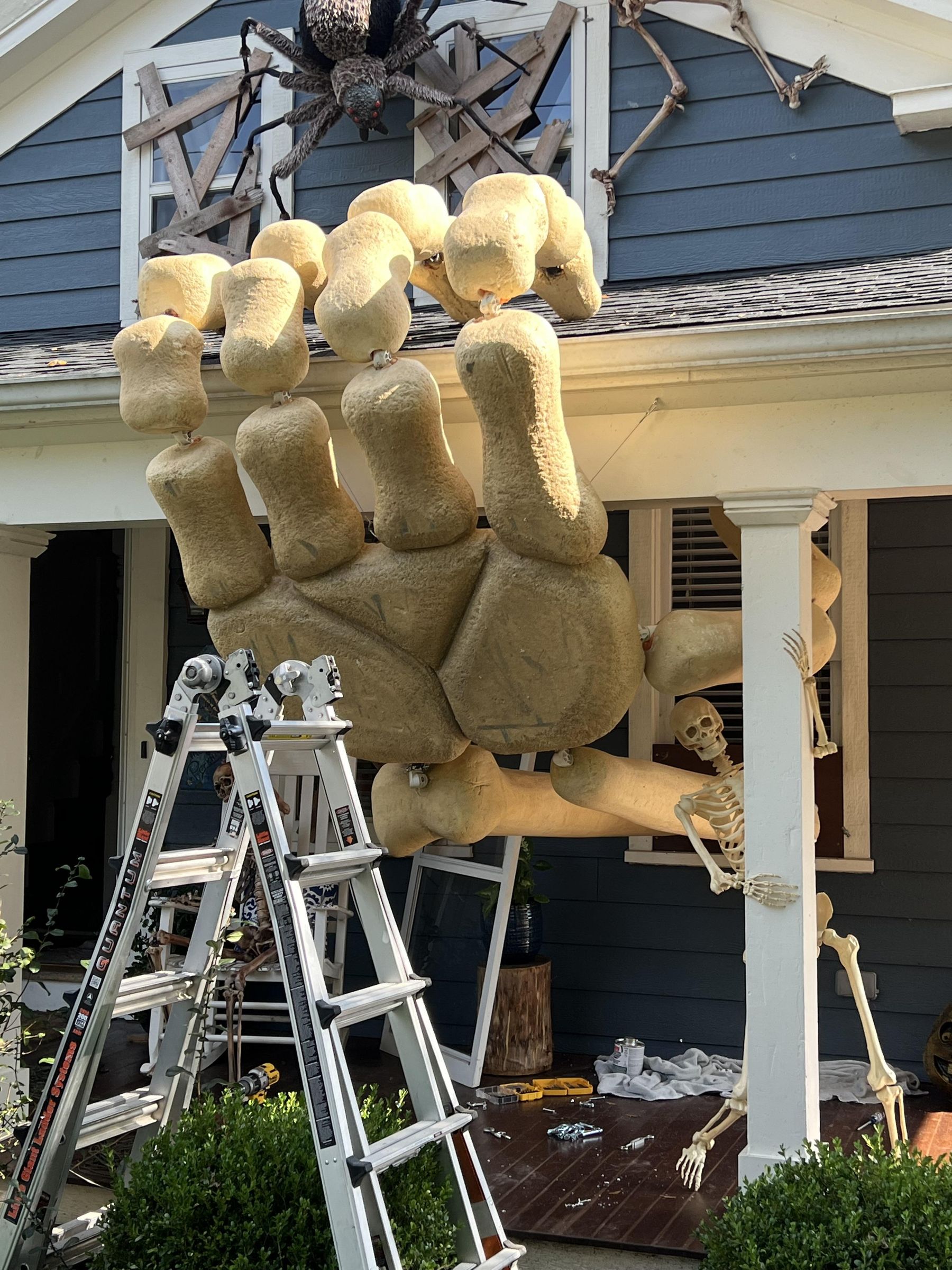 Over Sized Skeleton Breaking Out of My Home : 11 Steps (with Pictures ...