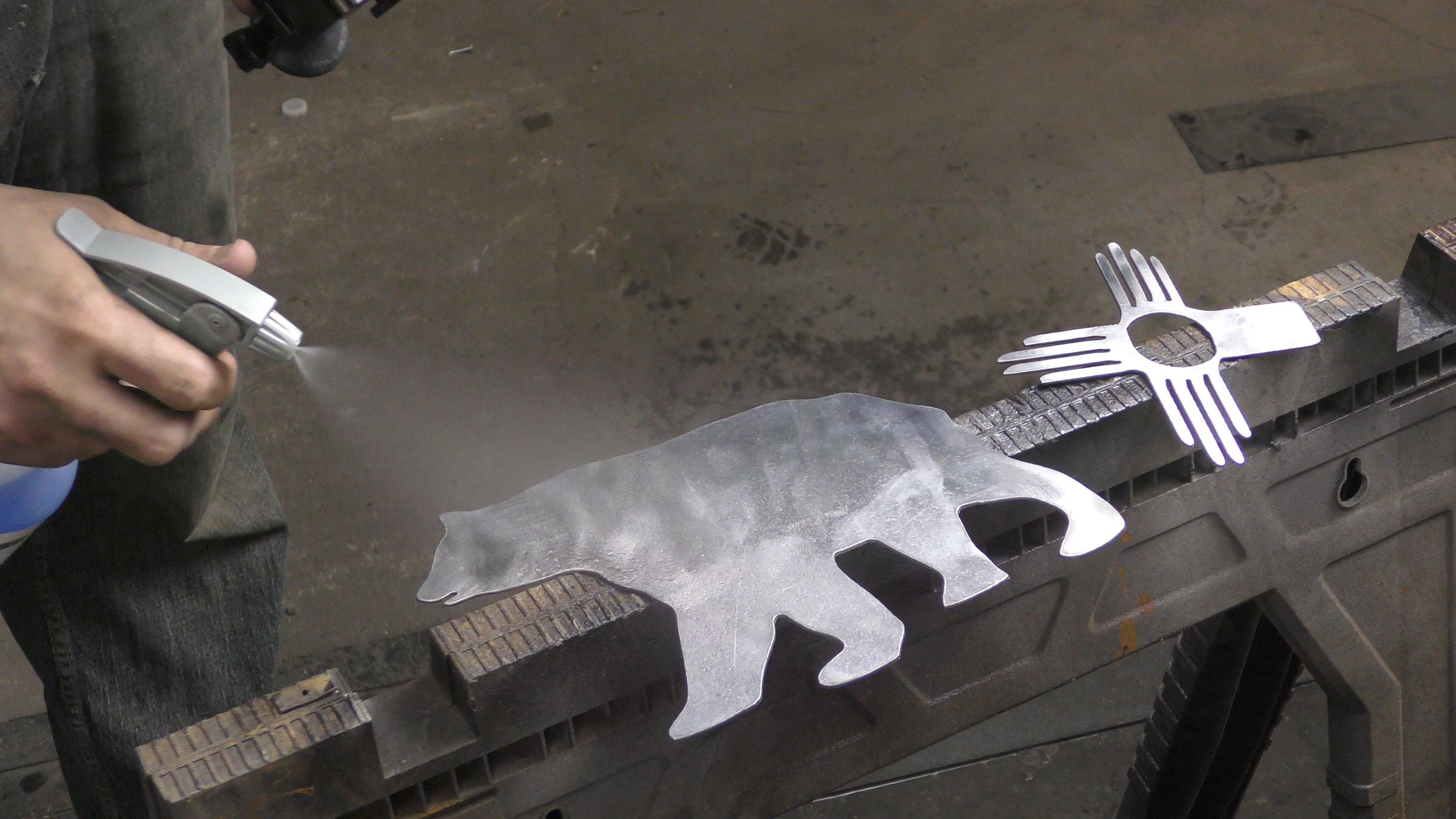 Steel Patina Sign With LEDs : 11 Steps - Instructables