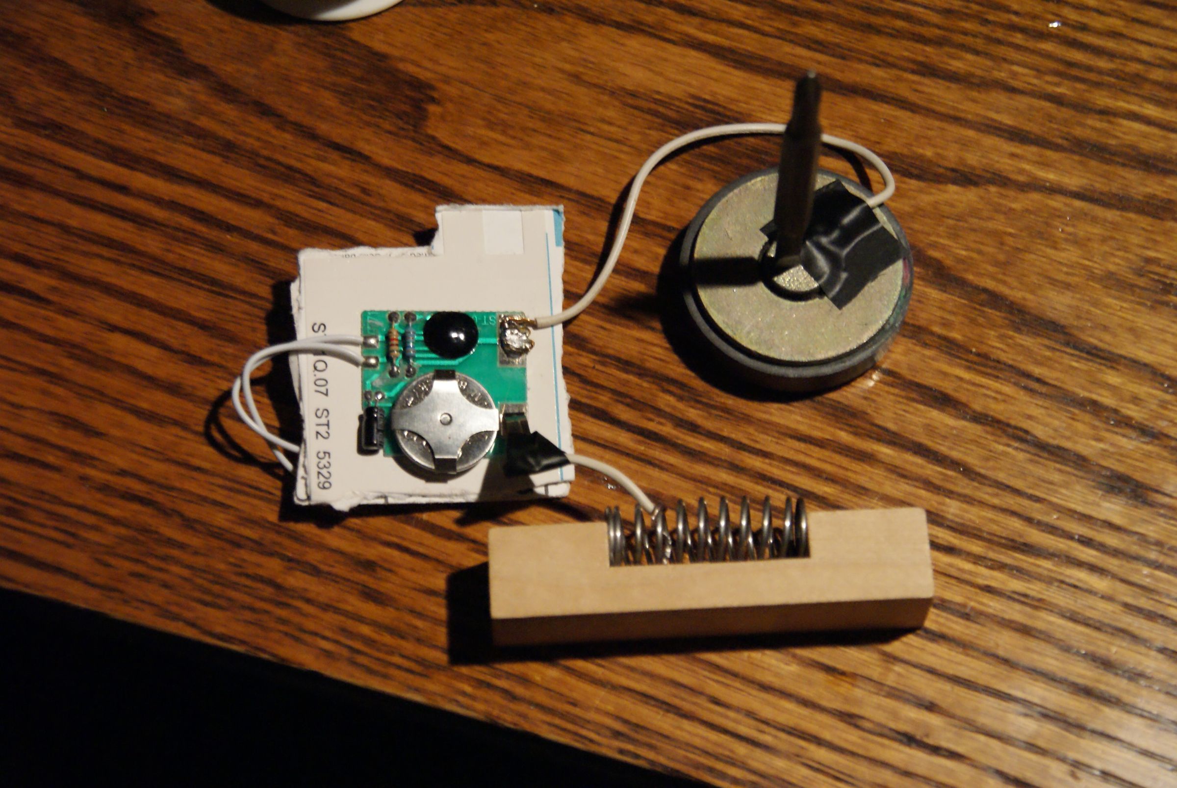 Simple Door Alarm : 6 Steps - Instructables