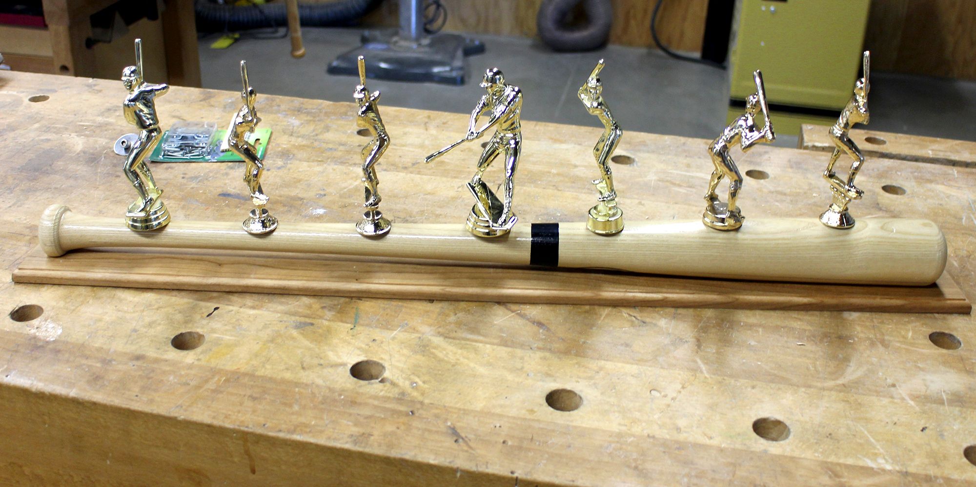 Upcycled Trophy Hanger : 12 Steps (with Pictures) - Instructables