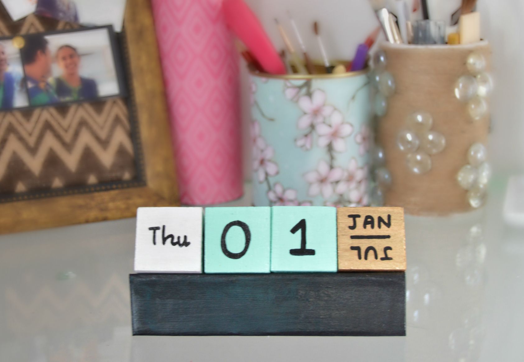 DIY Cubes Calendar : 8 Steps (with Pictures) - Instructables