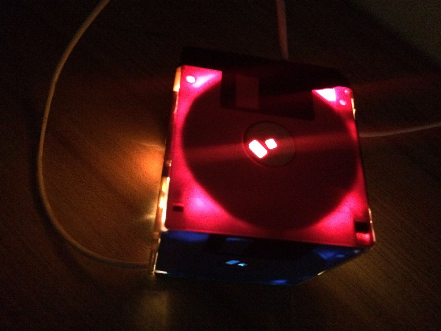 Floppy Disk Lamp : 7 Steps (with Pictures) - Instructables