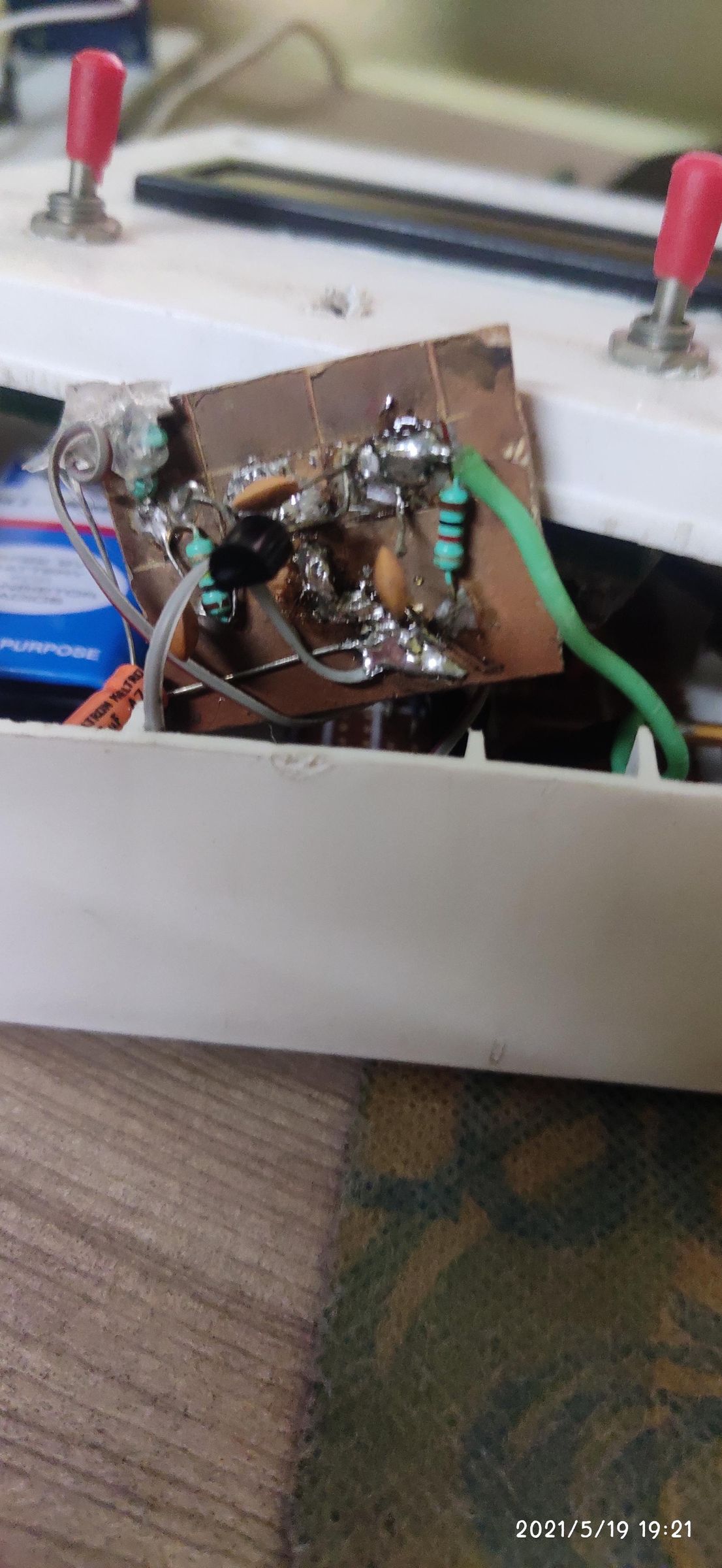 Frequency Counter( Mine Worked Up to 70MHz) Using PIC 16F628A (with ...