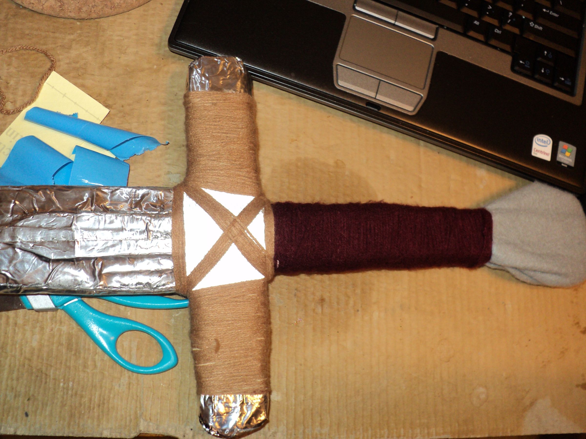 Shakespeare Sword - Cardboard Prop : 6 Steps - Instructables