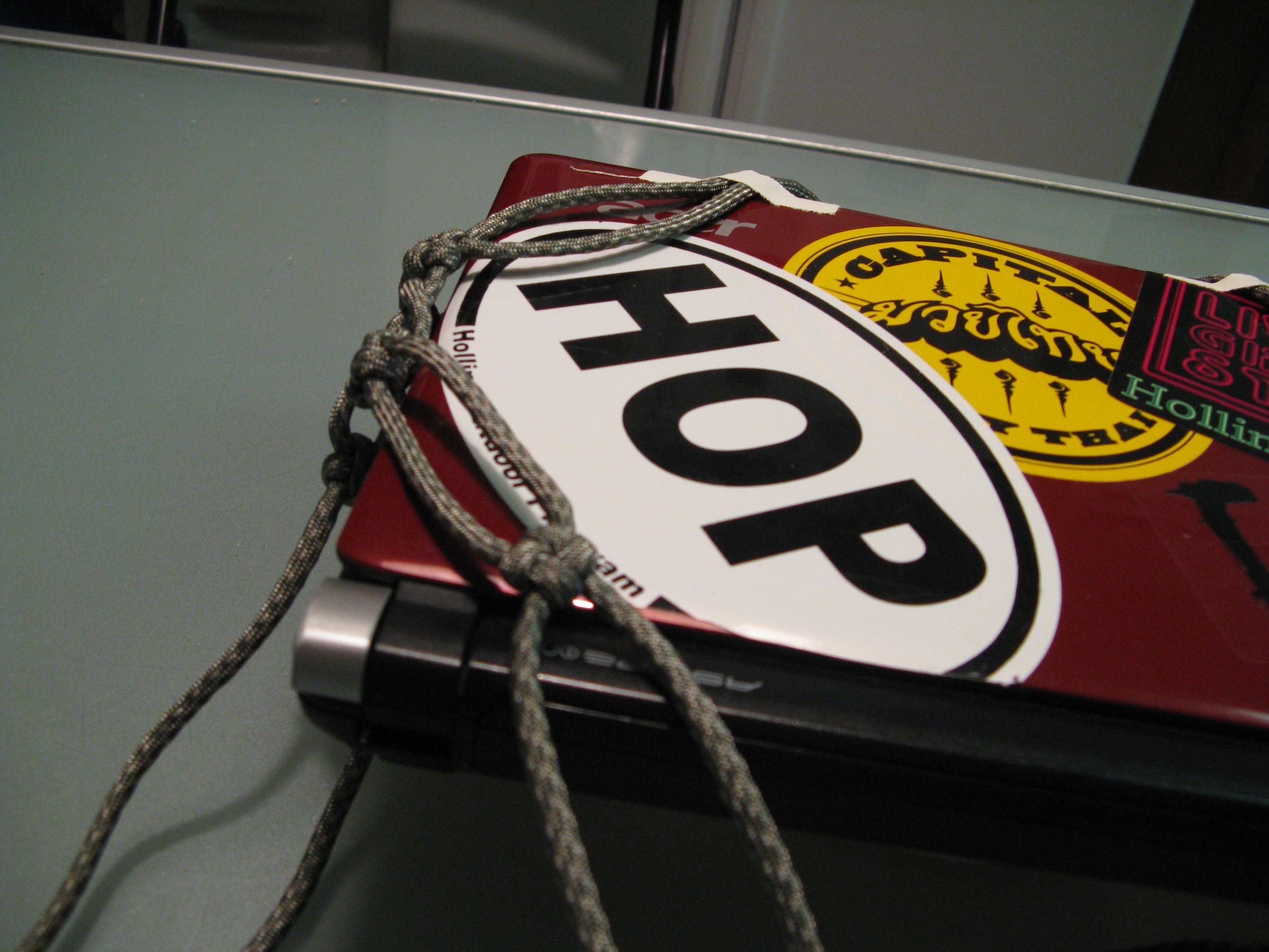 Paracord Laptop Harness : 13 Steps (with Pictures) - Instructables