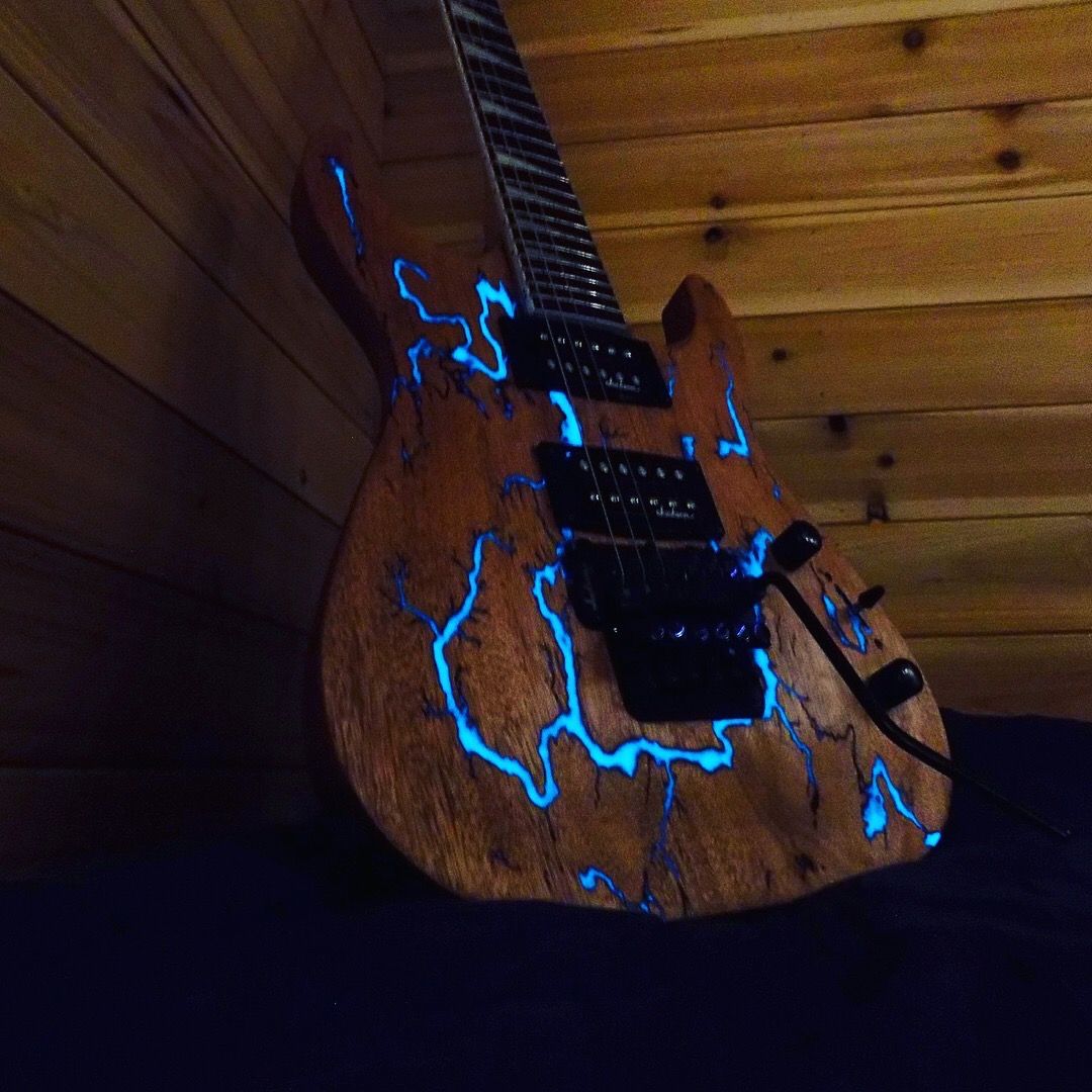 Glowing Thunderstruck Guitar : 9 Steps - Instructables