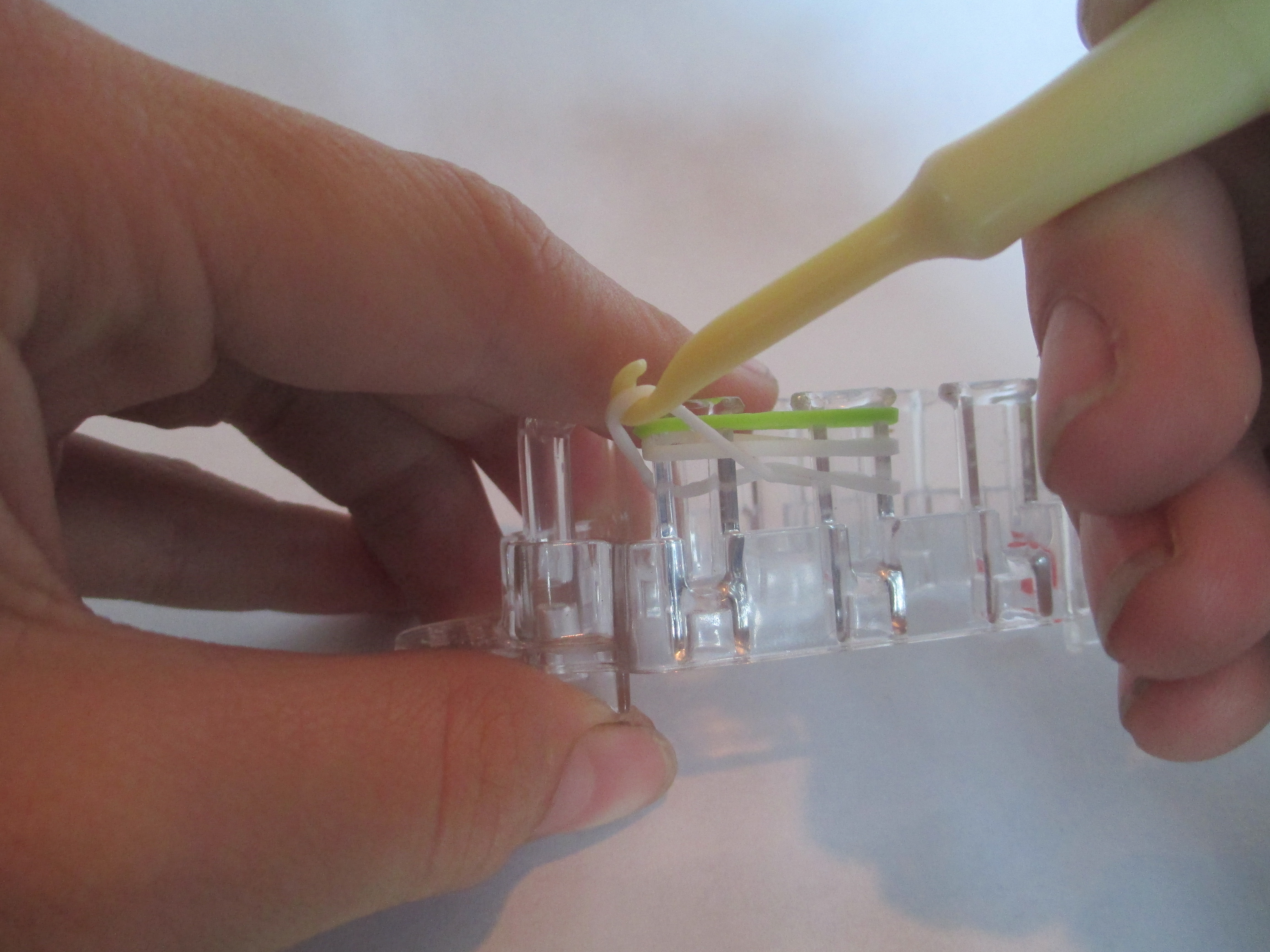 Rainbow Loom Inverted Fish Tail Bracelet : 14 Steps (with Pictures ...