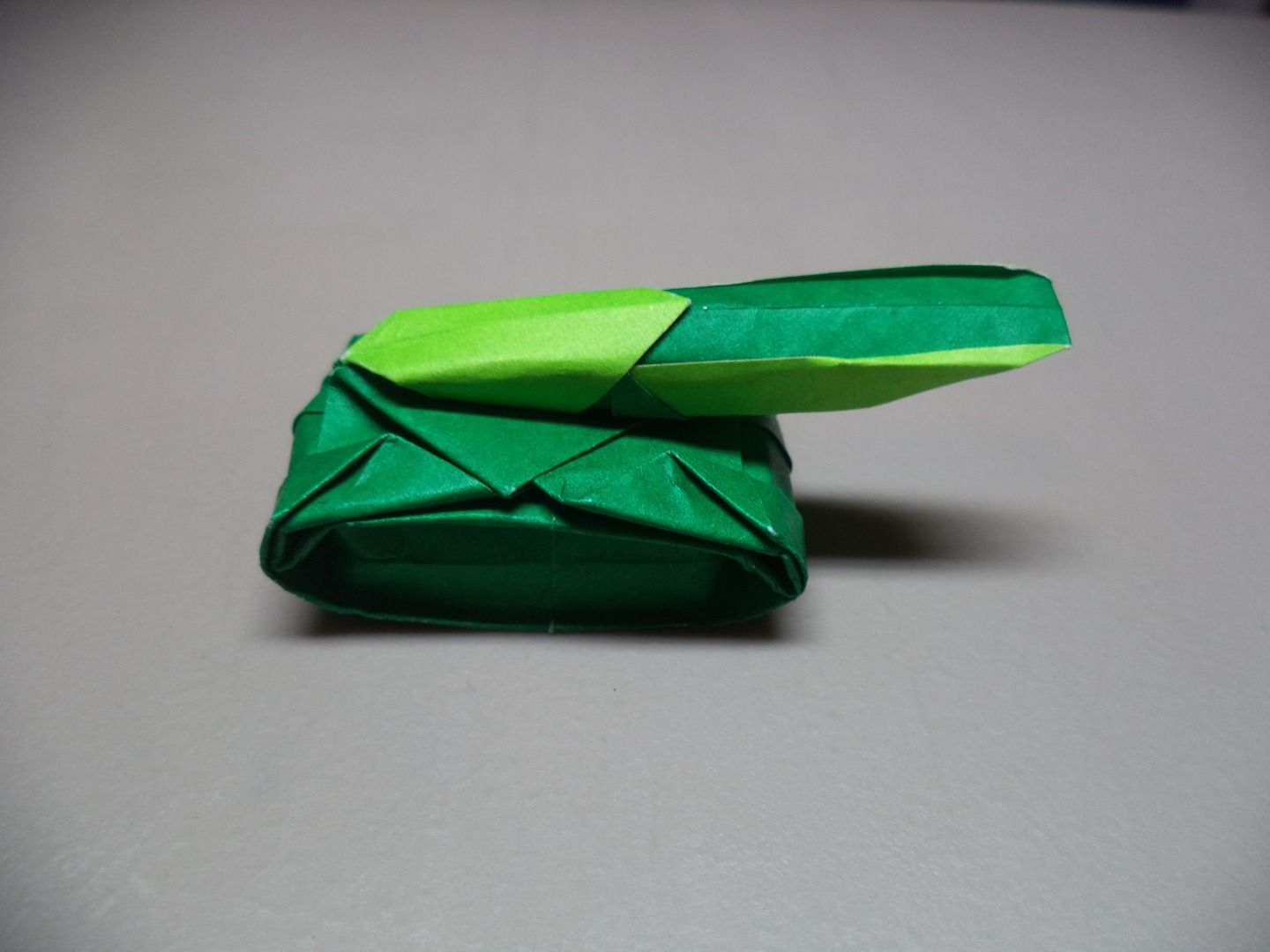 How to Fold an Origami Tank : 17 Steps (with Pictures) - Instructables