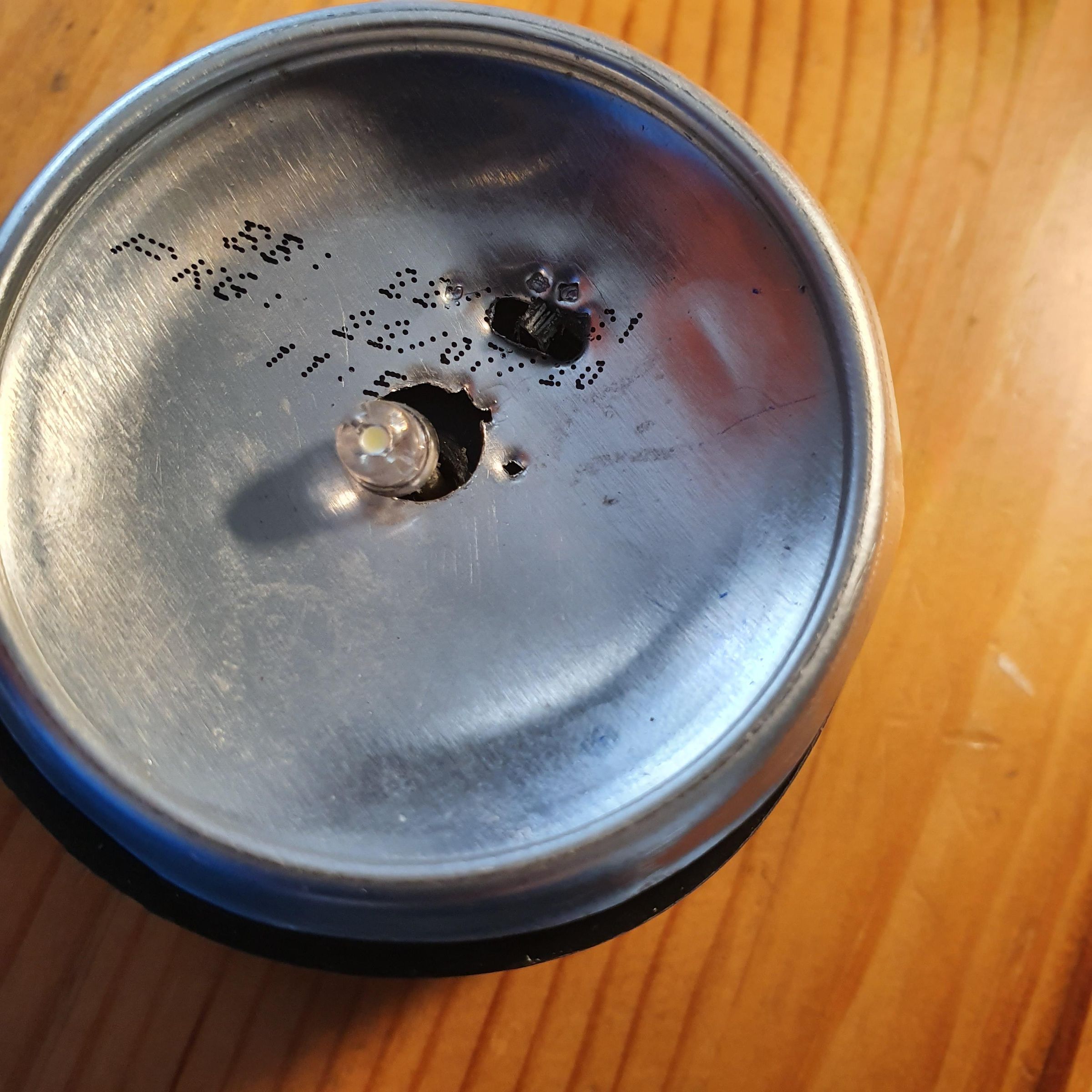 Beer Can Flashlight (torch) : 7 Steps - Instructables