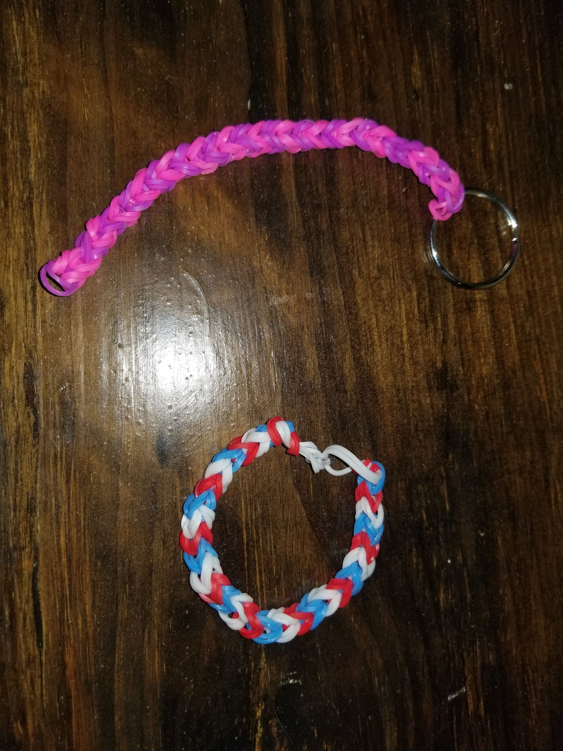Loom Band Bracelet/key Chain : 9 Steps - Instructables