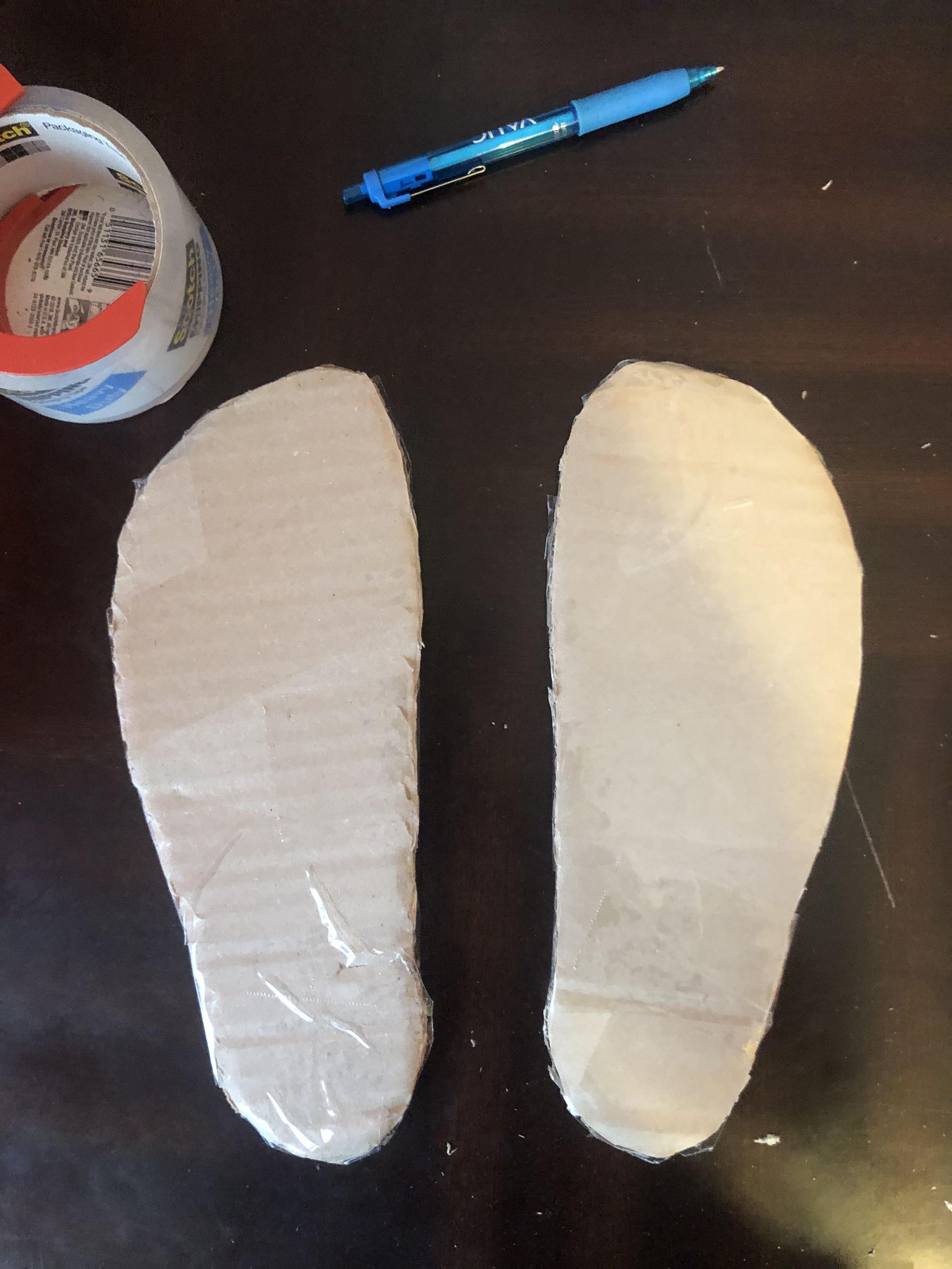 How to Make Cardboard Flip Flops : 6 Steps - Instructables