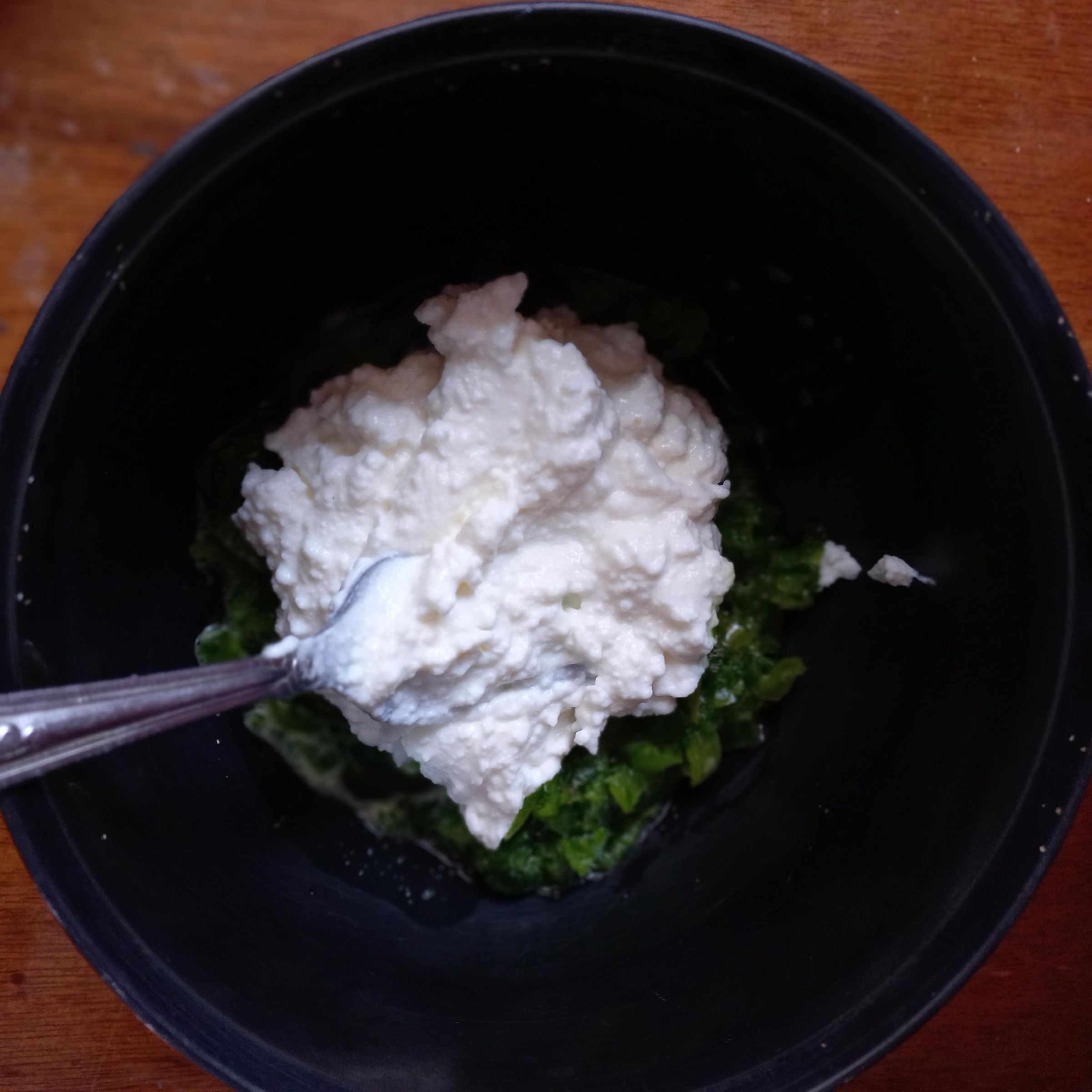 Egyptian Cottage Cheese With Green Pepper and Baladi Bread : 6 Steps ...