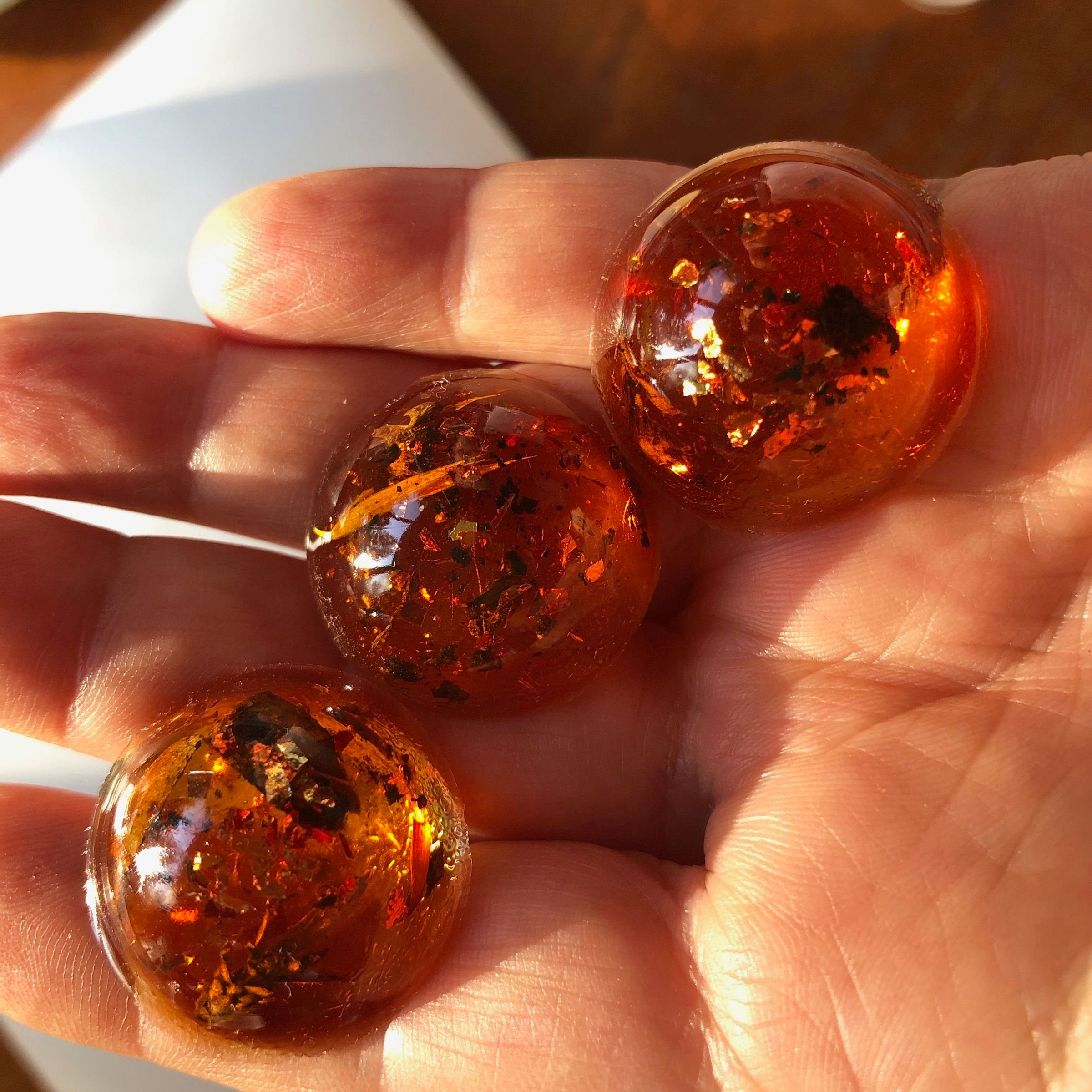 Faux Amber Resin Key Ring : 20 Steps (with Pictures) - Instructables