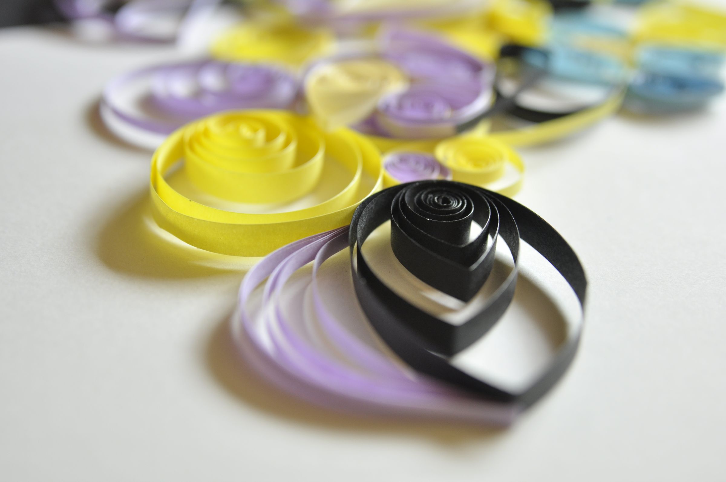 Flowering Head_quilled Paper Decoration : 4 Steps (with Pictures ...