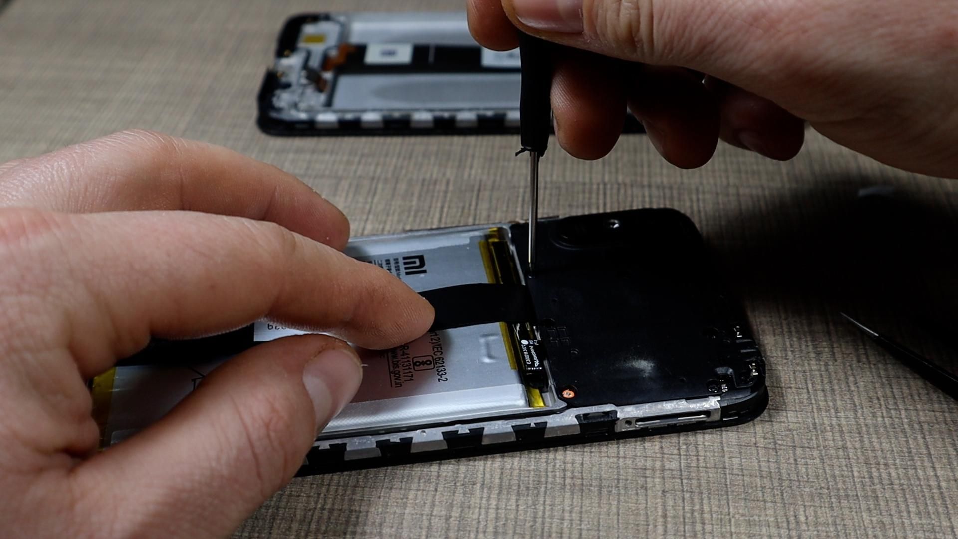 Replace a Broken Screen on Redmi 9A Phone : 10 Steps (with Pictures ...
