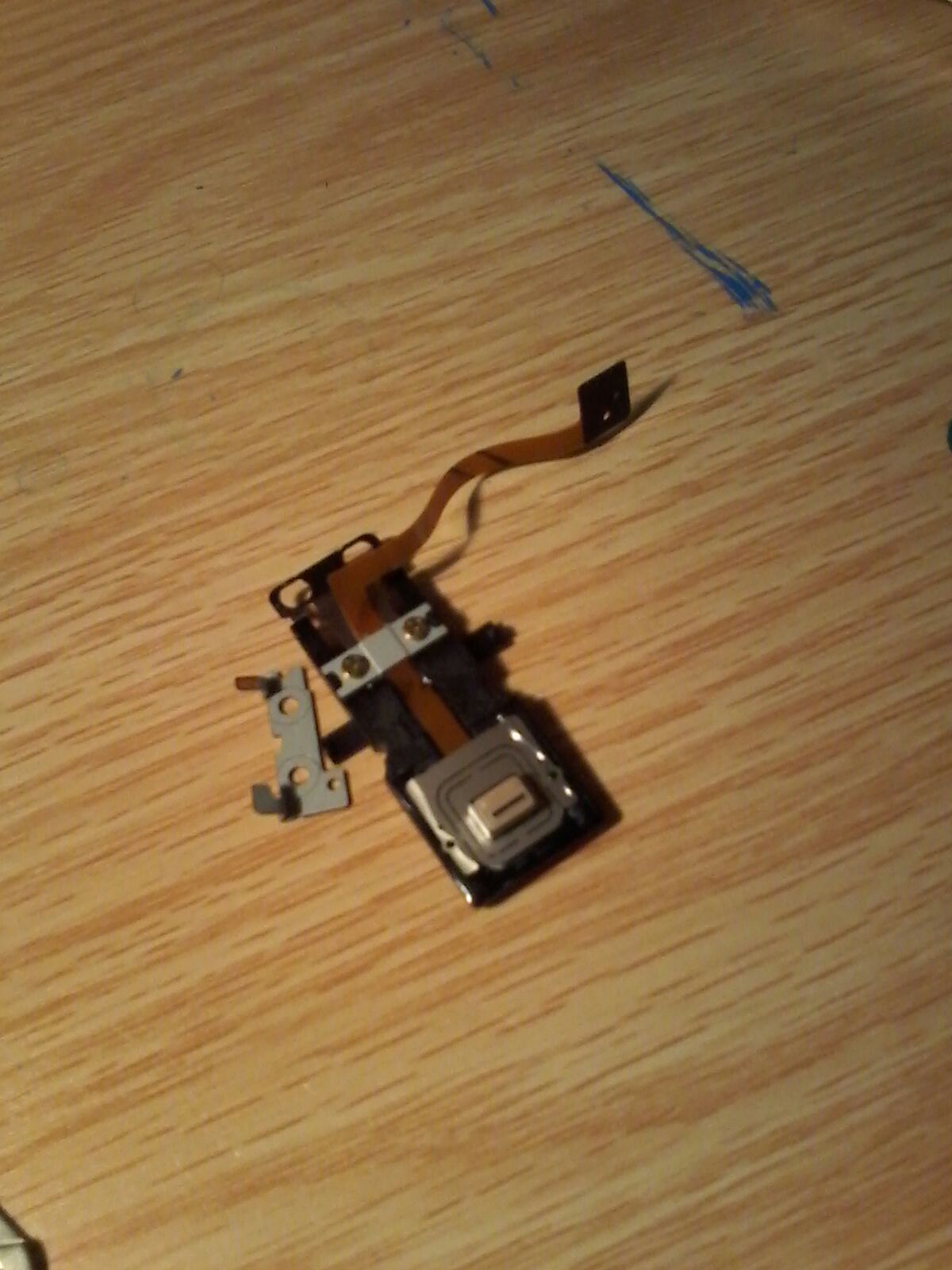 Taking Apart a Floppy Disk Drive : 16 Steps (with Pictures) - Instructables