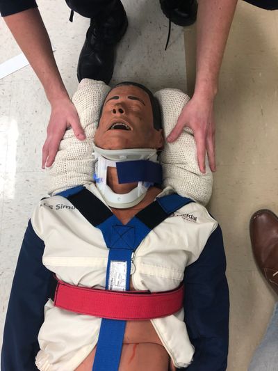 How to Backboard a Patient : 5 Steps - Instructables
