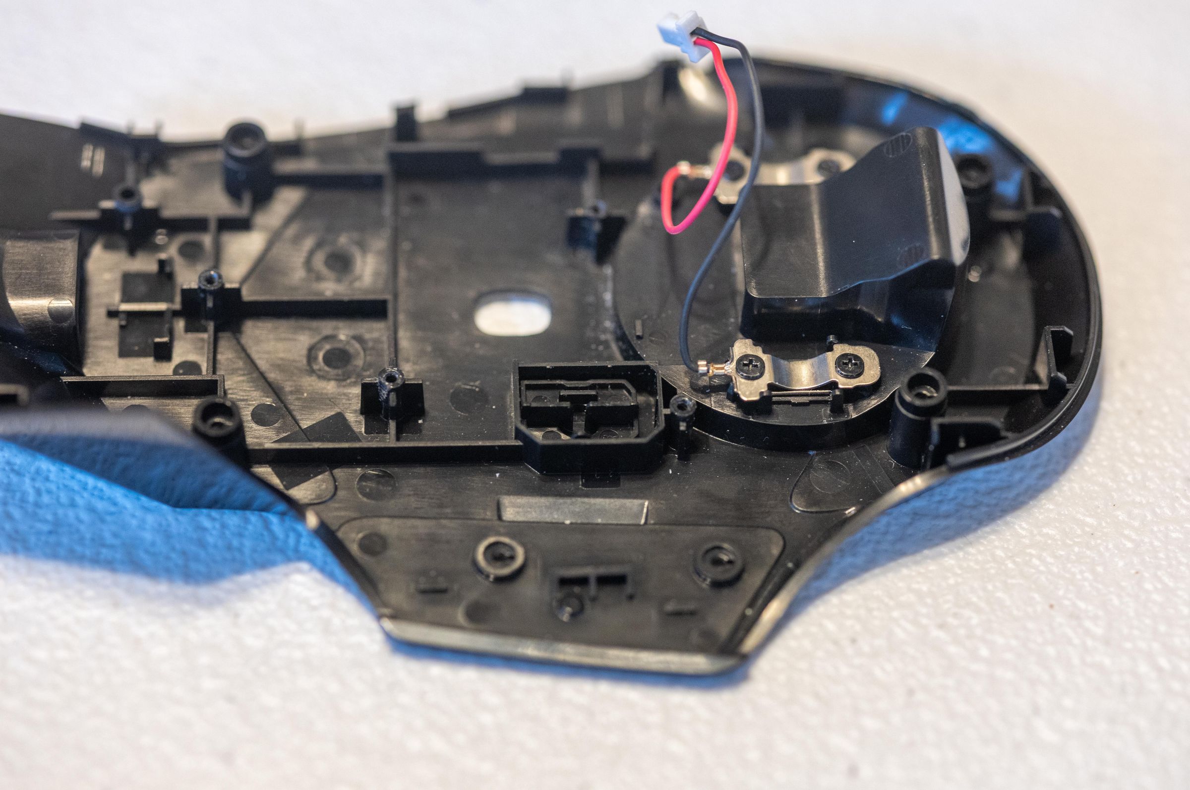 G502X Lightweight Mod Guide : 3 Steps - Instructables
