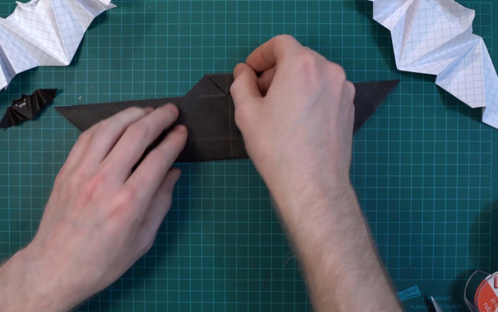How to Make a Origami Bats : 7 Steps (with Pictures) - Instructables