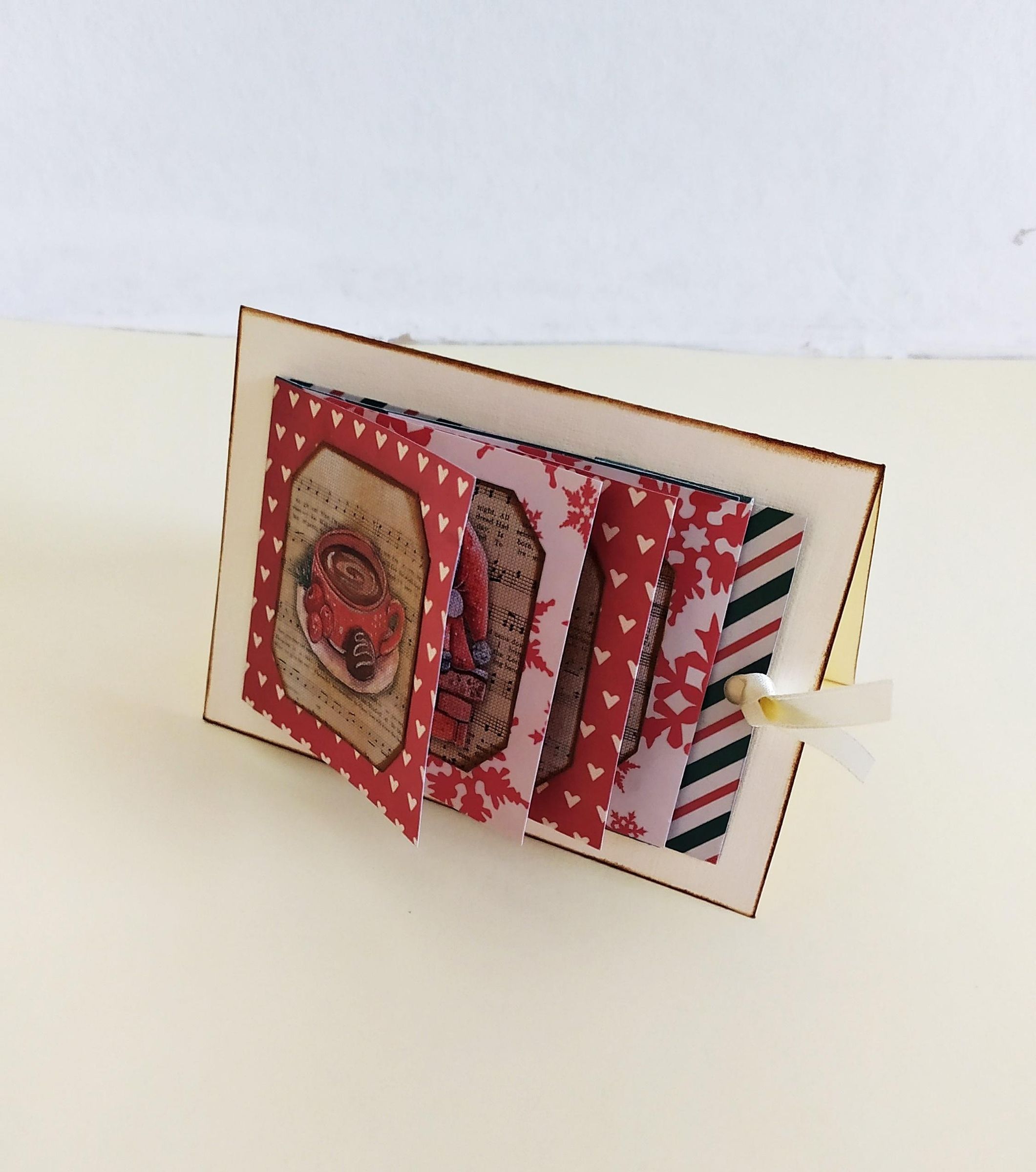 Christmas Card With a Hidden Gift Card : 9 Steps (with Pictures ...