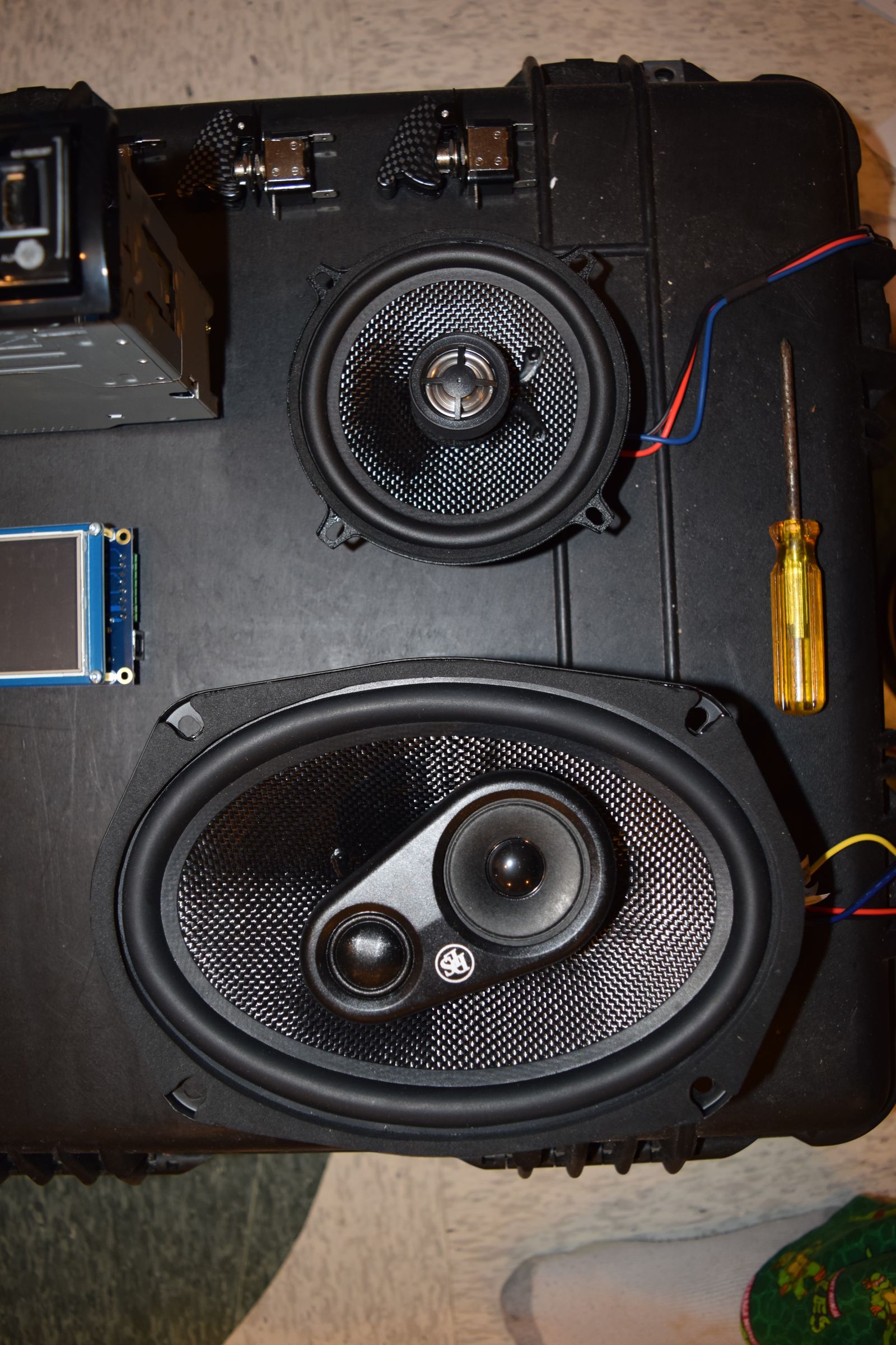 DIY Boombox With Car Stereo Head Unit : 9 Steps - Instructables