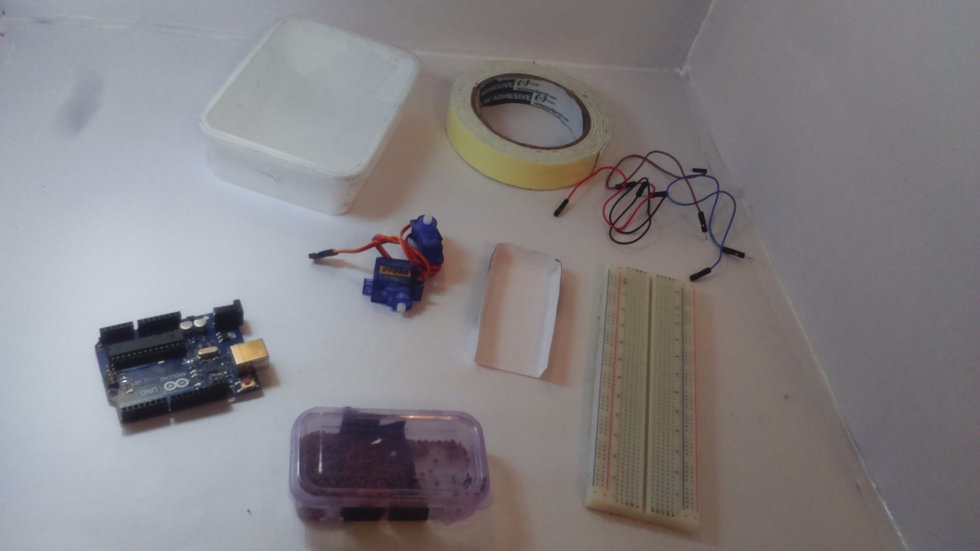 Automatic Fish Food Feeder Using Arduino Uno : 5 Steps (with Pictures ...