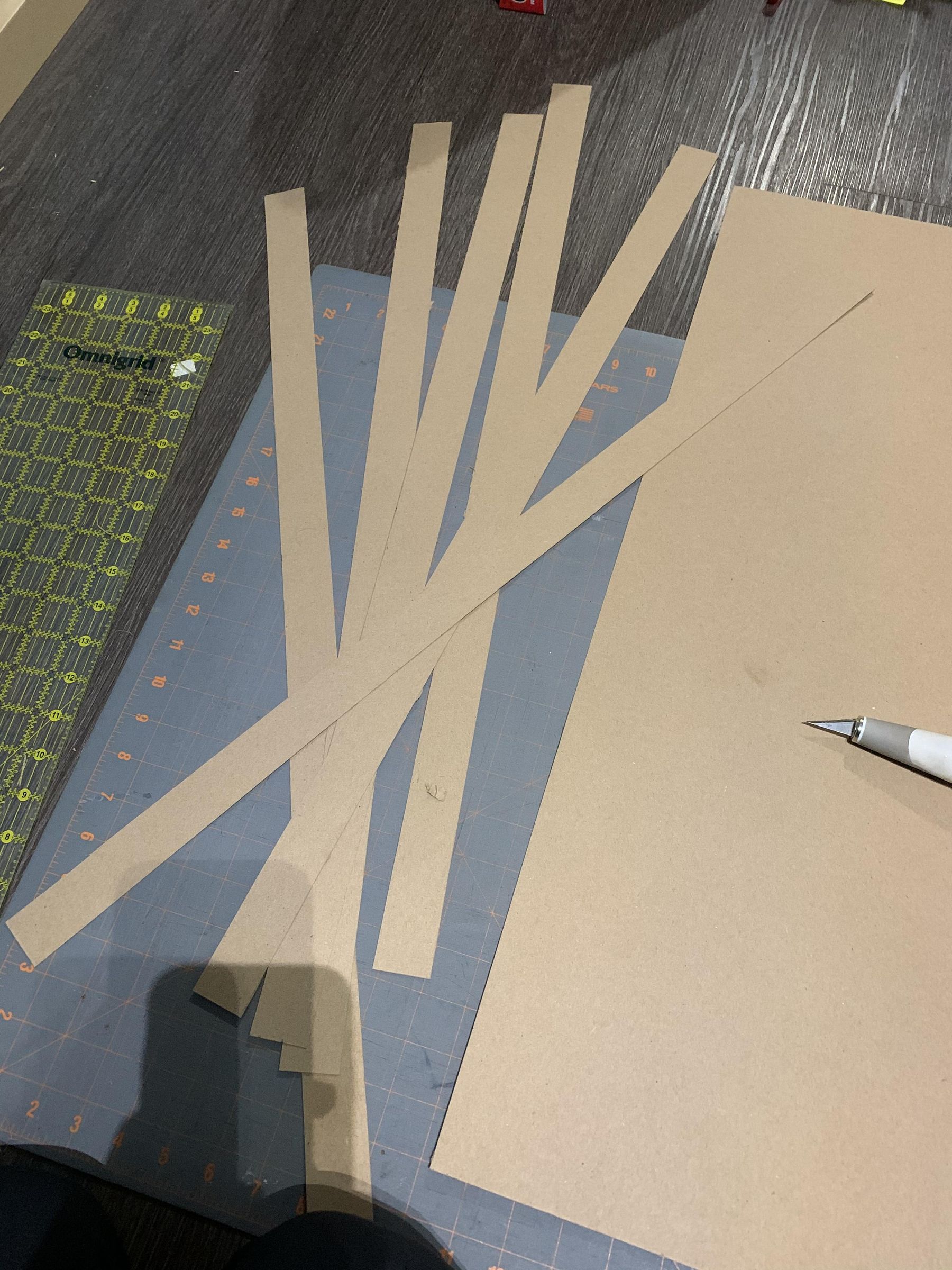 Venom Puppet Costume : 9 Steps (with Pictures) - Instructables