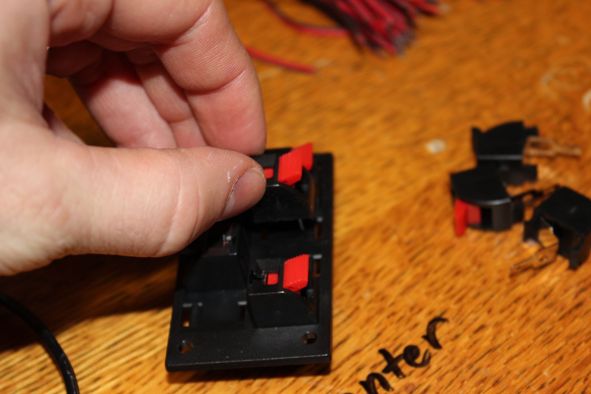 Simple Plug and Play LED Lighting : 12 Steps (with Pictures ...