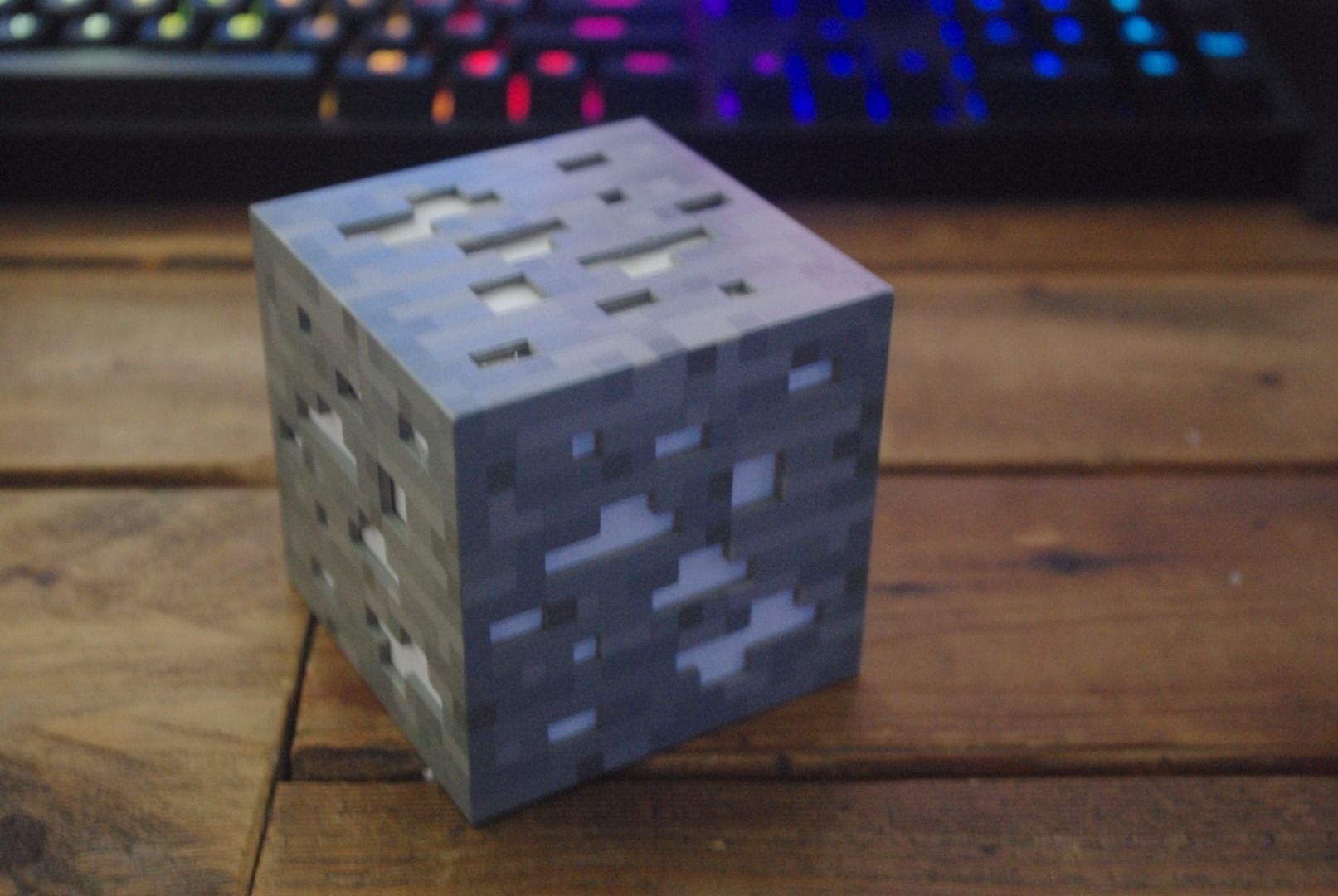 Minecraft Rainbow Ore Lamp : 6 Steps - Instructables