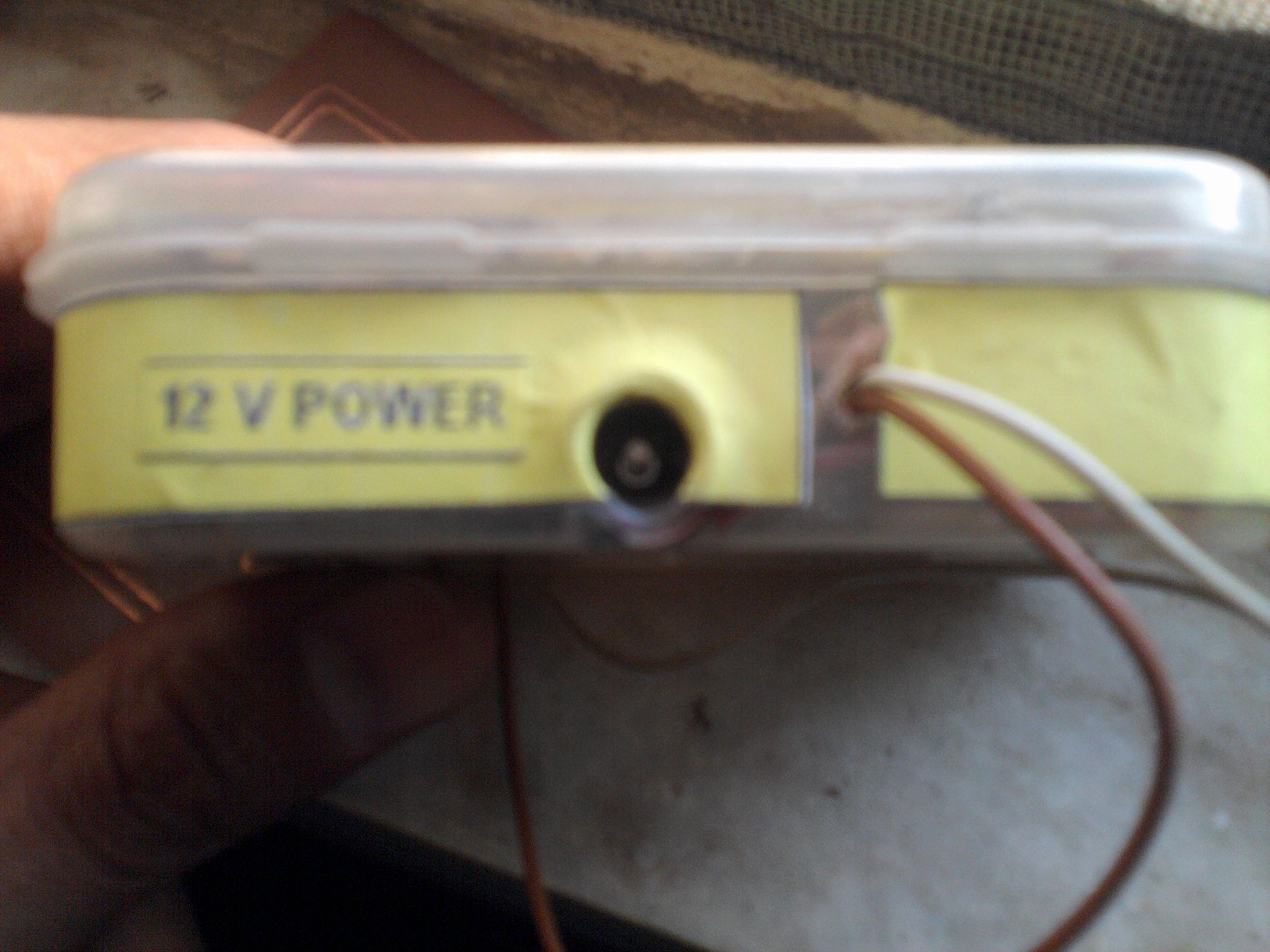 SIMPLE WATER DETECTOR EVER!!!!!!! - Instructables