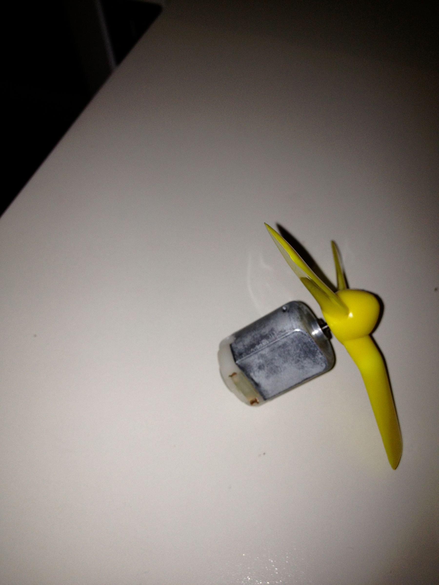 Super Duper Simple Usb Fan! : 3 Steps - Instructables