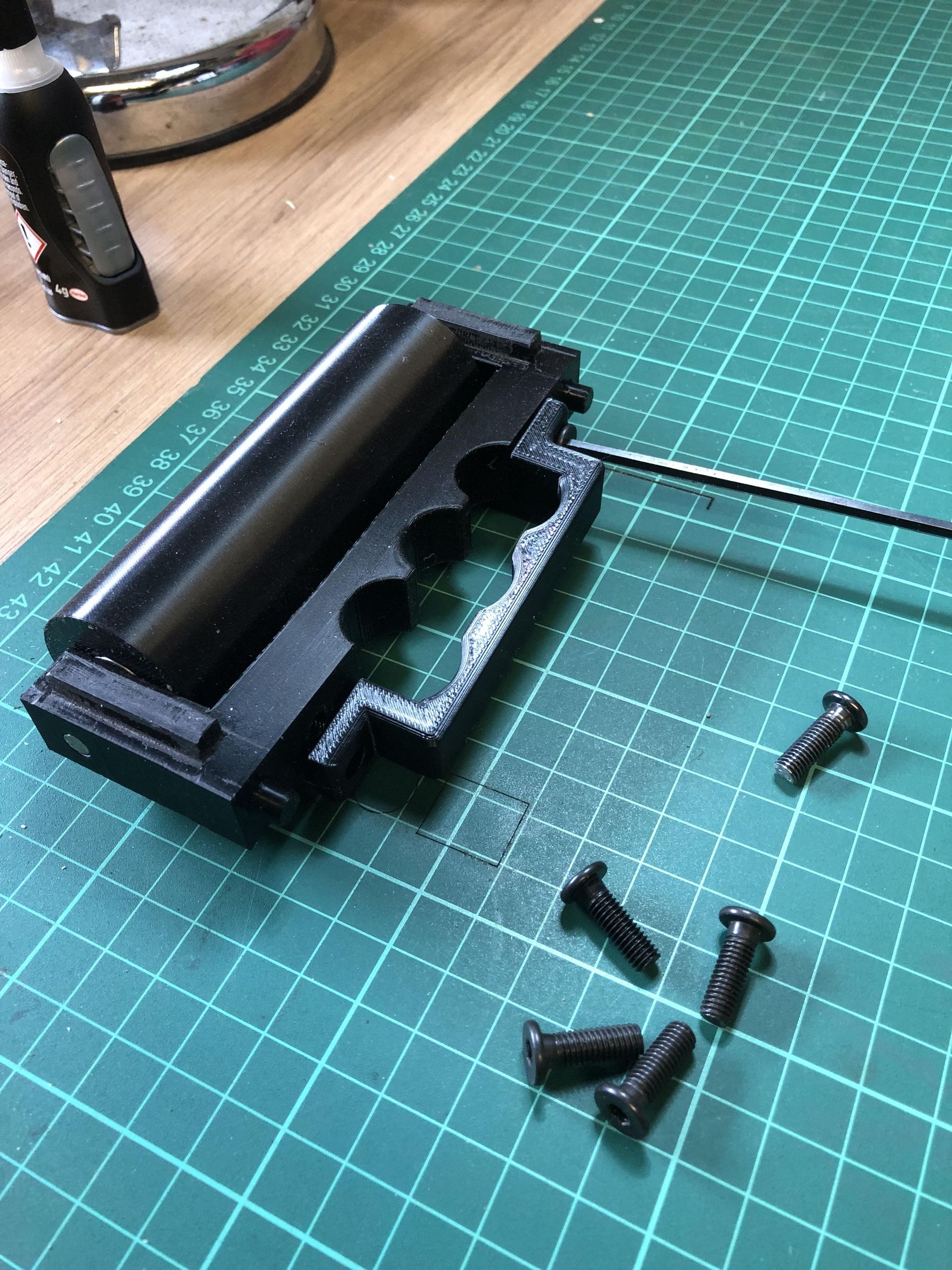 Spring Loaded Mini Relief Print Press. : 8 Steps (with Pictures ...