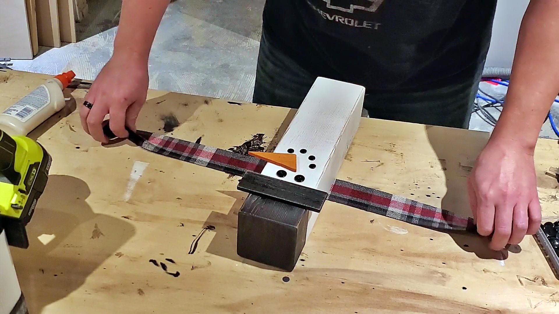 Rustic Wood Snowmen From a 4x4 Post : 7 Steps - Instructables