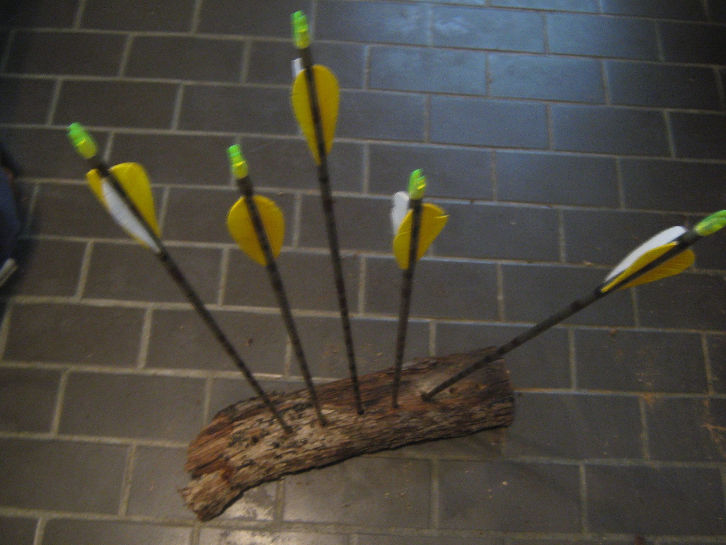 Easy Peasy Stationary Quiver (with Pictures) - Instructables