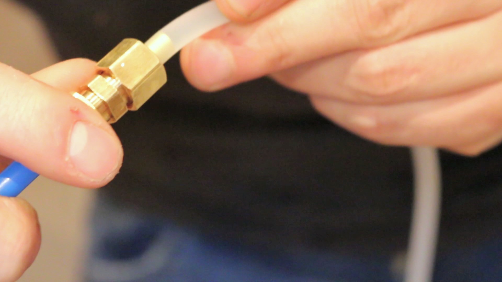 How to Connect a Water Line to Your Refrigerator : 7 Steps (with ...