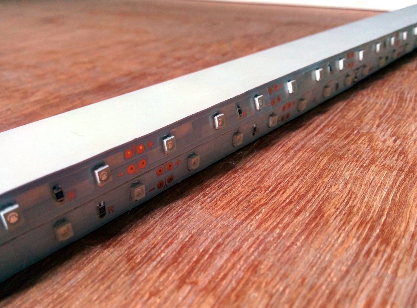 DIY Cheap LED TV Backlight - a Layman's Version : 6 Steps (with ...