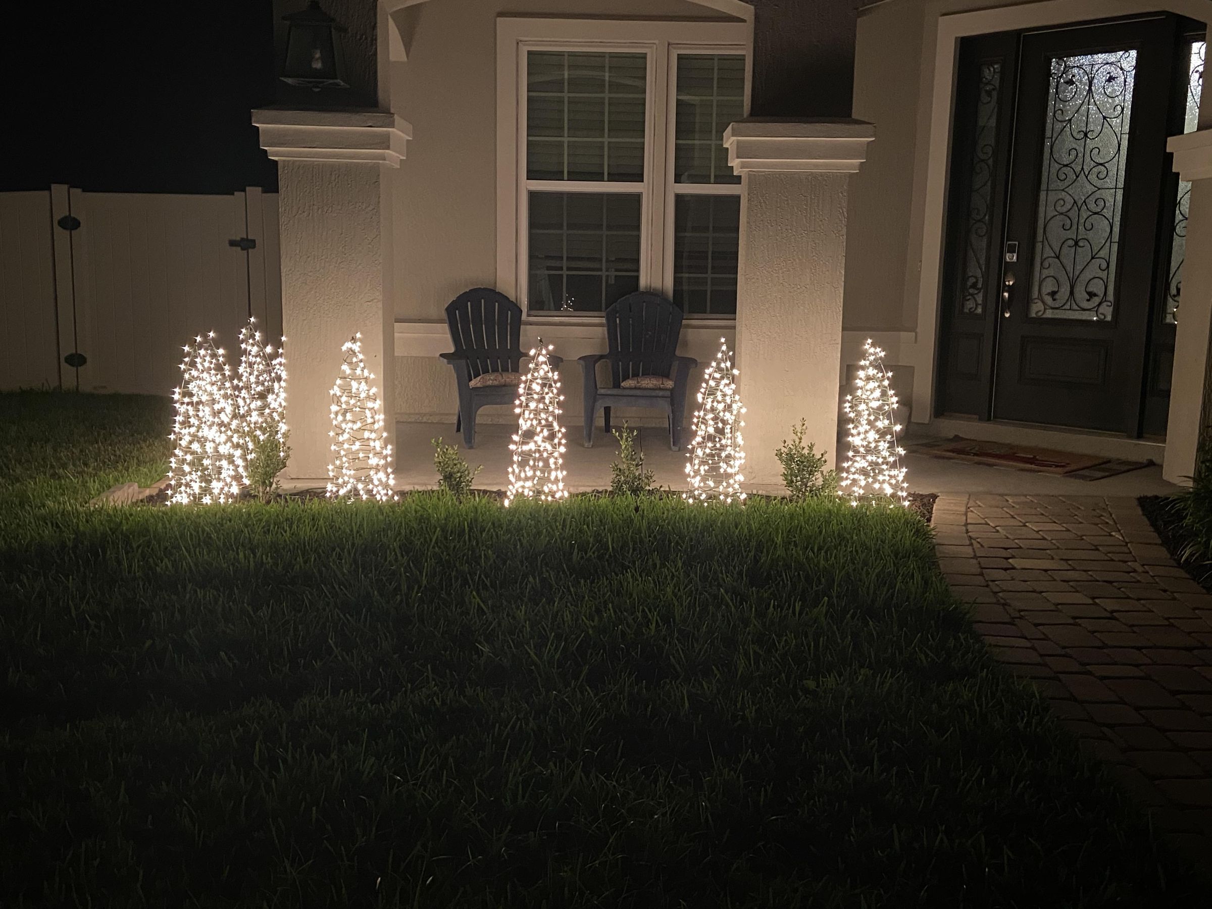Tree Cone of Lights : 4 Steps (with Pictures) - Instructables