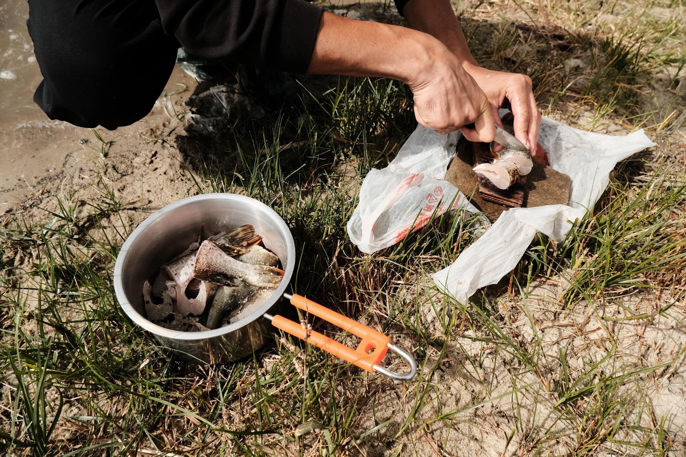 Deep-fried Outdoor Fish : 4 Steps (with Pictures) - Instructables