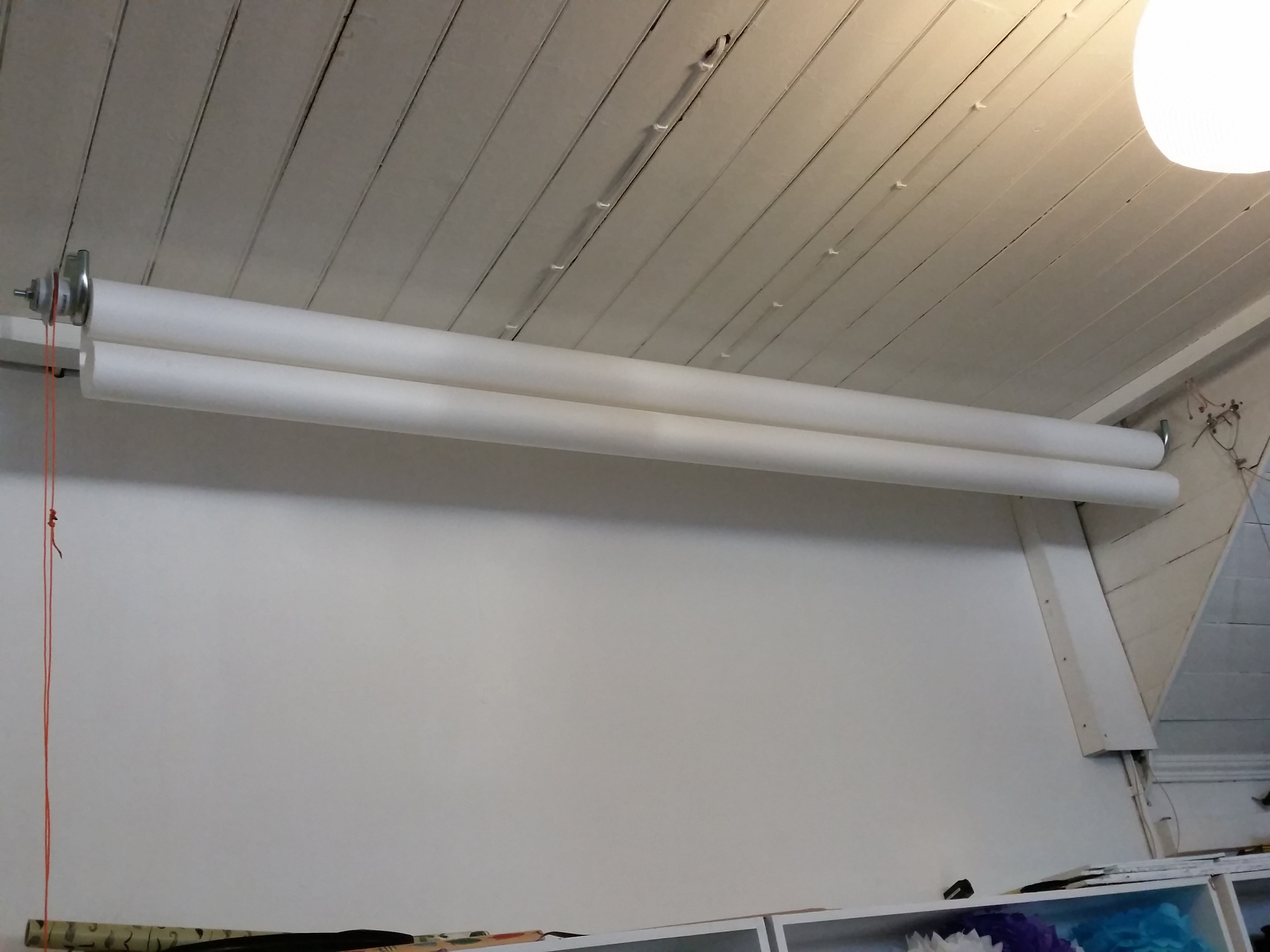 Backdrop Roller and Pulley System : 3 Steps (with Pictures) - Instructables