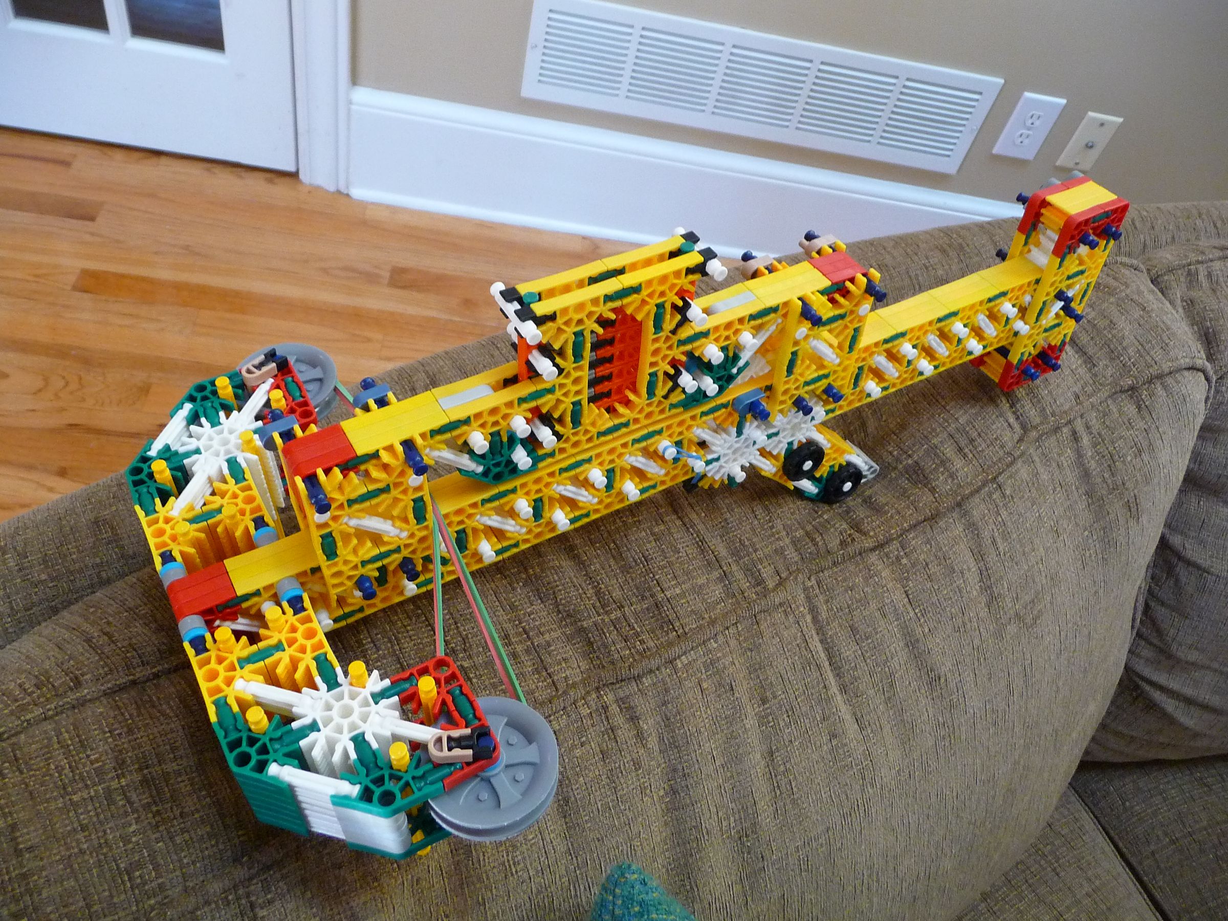 Knex Magazine Fed Crossbow - Instructables