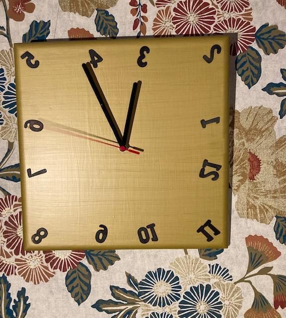 Mirror Image Confusing Clock : 8 Steps (with Pictures) - Instructables