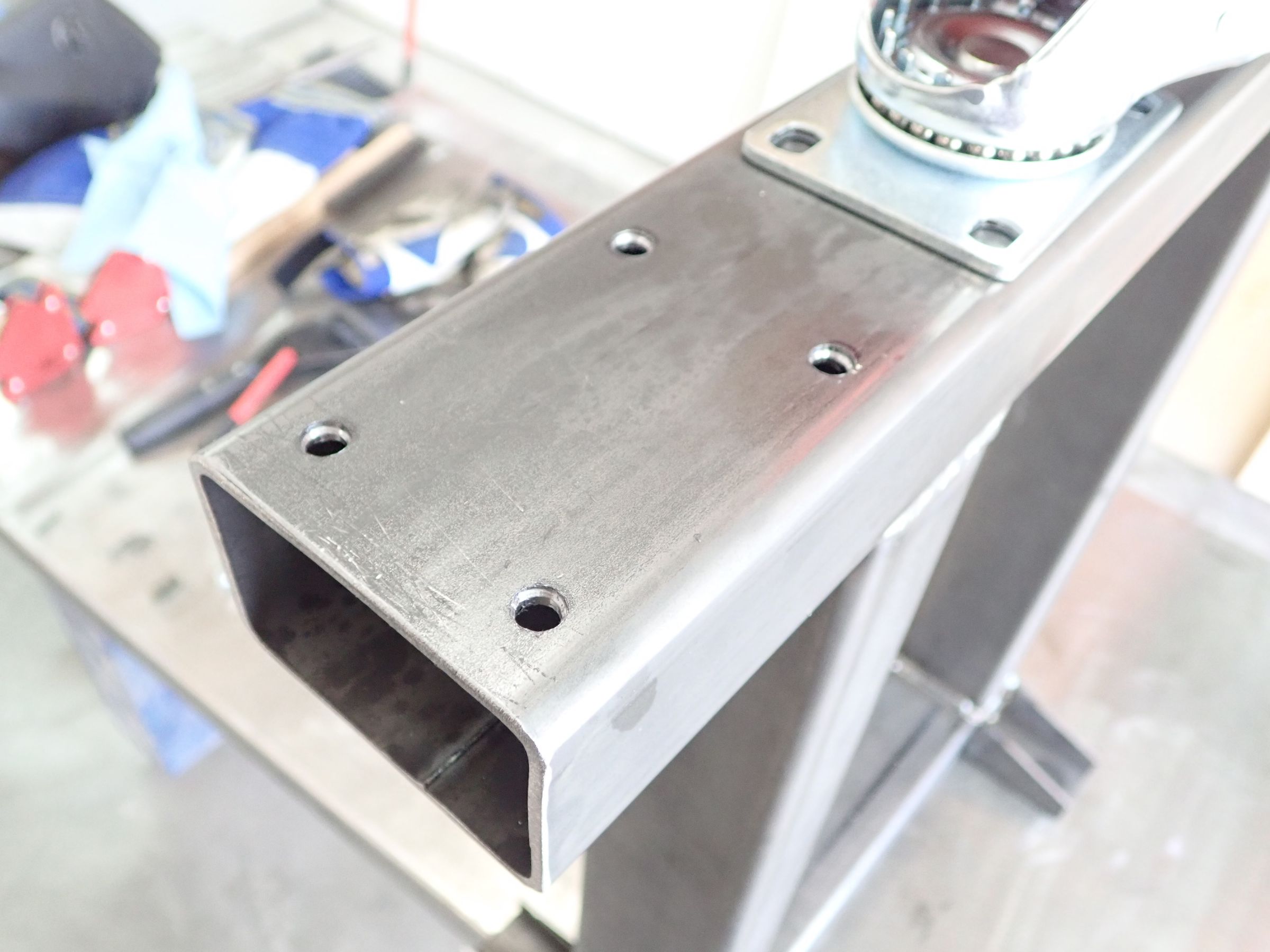 Weld a Simple Mobile Bandsaw Stand : 12 Steps (with Pictures ...