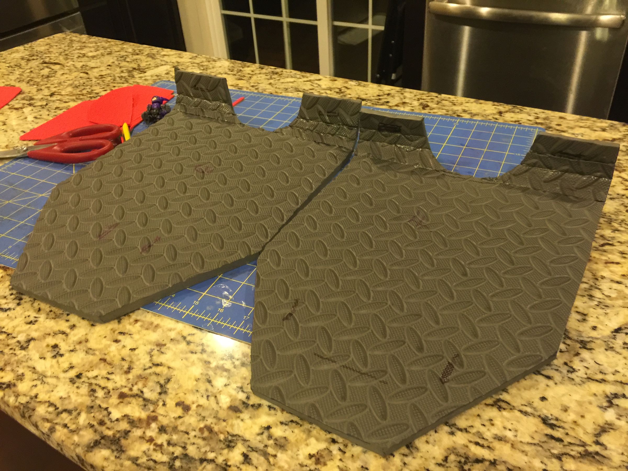 Big Hero 6 Hiro Hamada and Gogo Tomago Costume : 5 Steps - Instructables