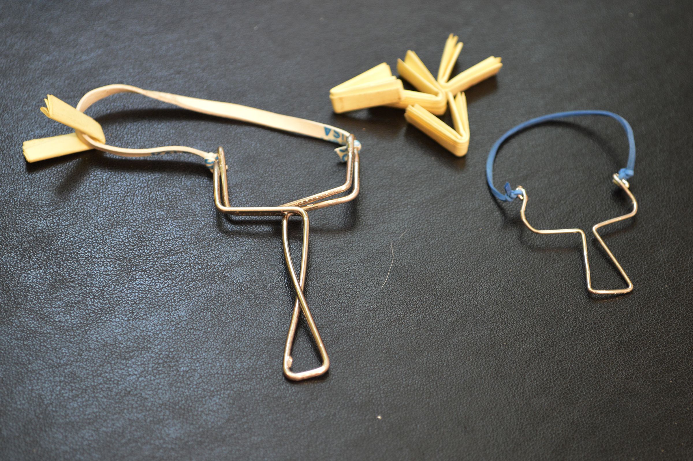 How to Make a Paperclip Slingshot (with Pictures) - Instructables