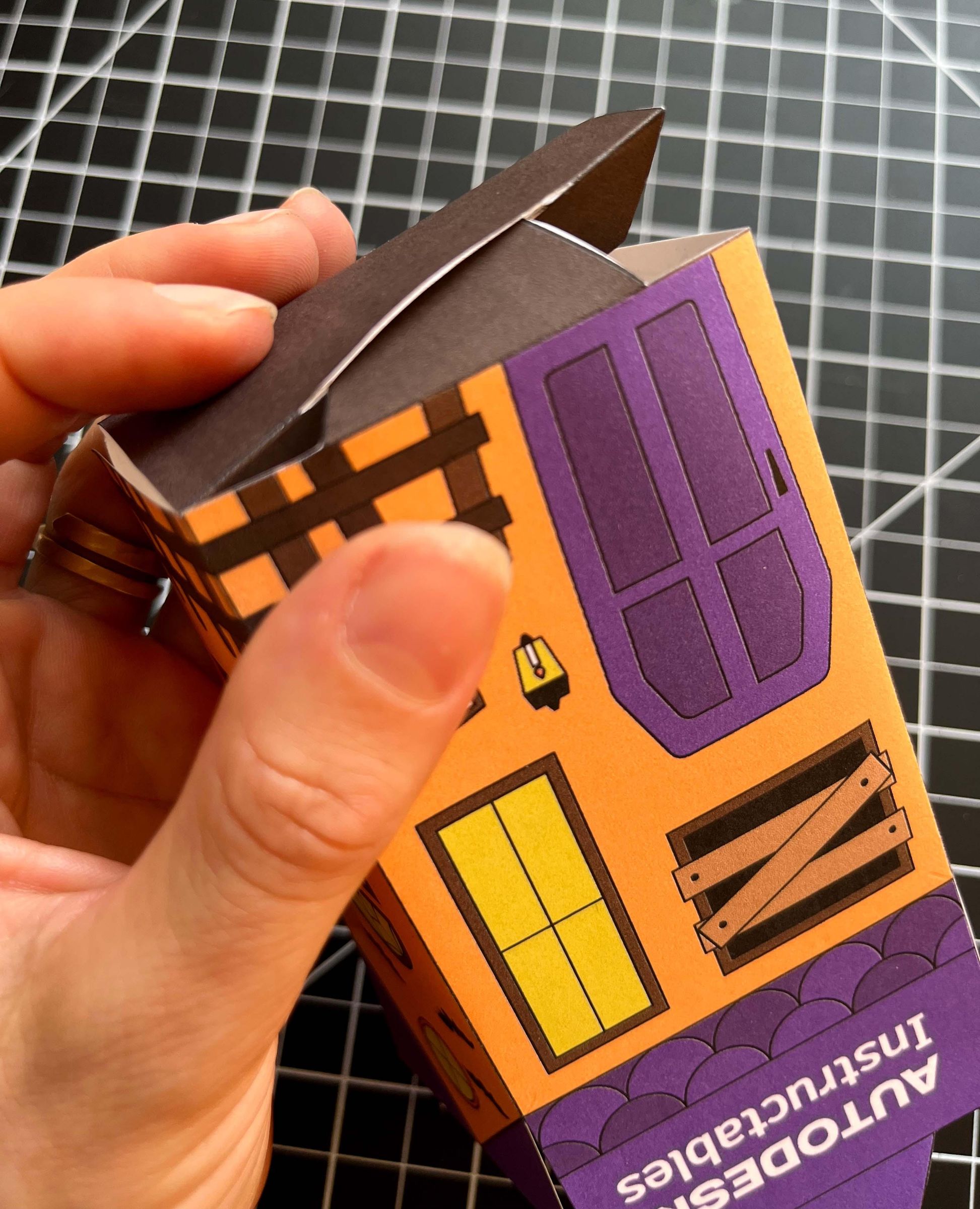 Free Halloween Haunted House Papercraft : 7 Steps (with Pictures ...