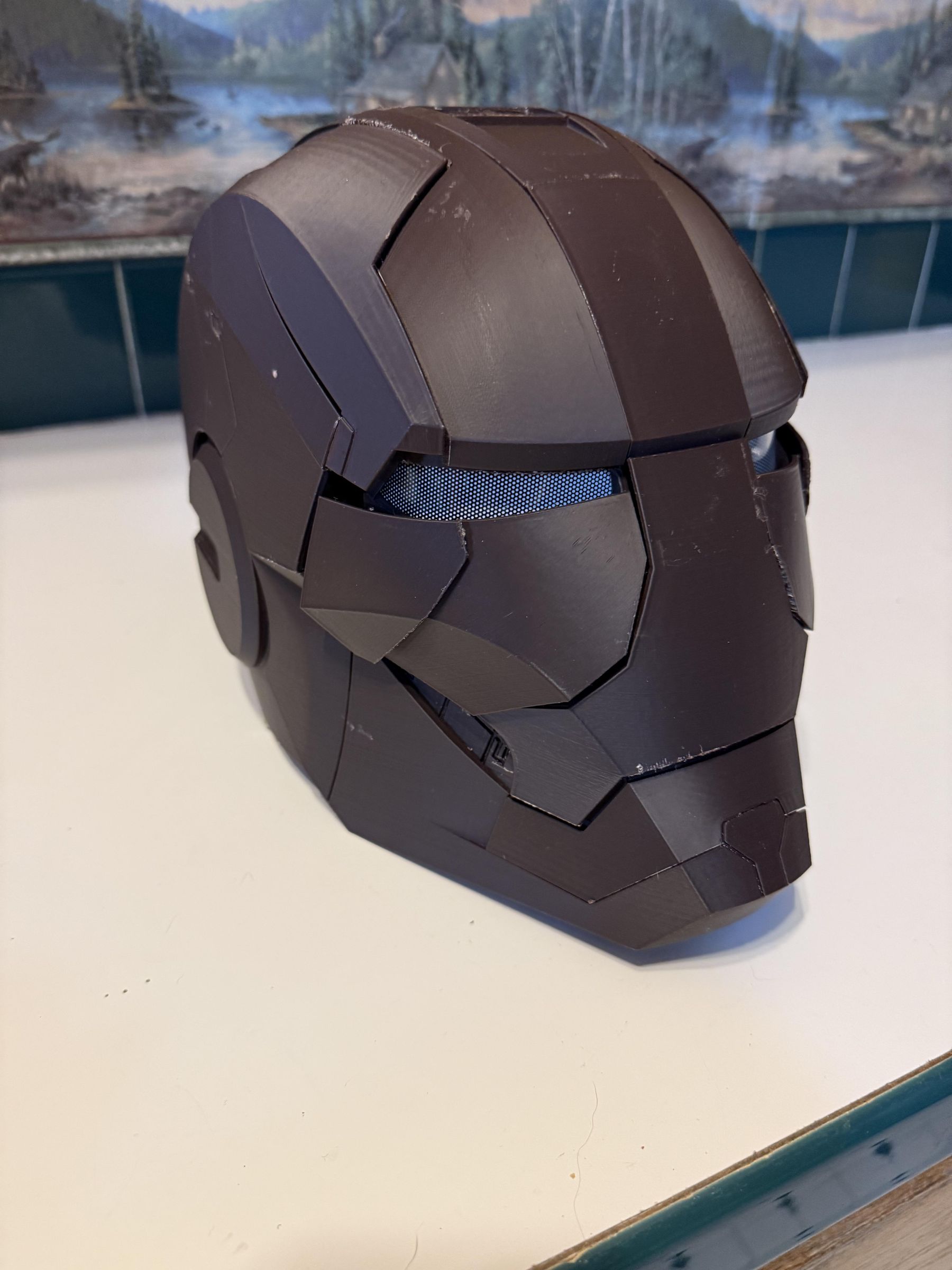 Actuating Ironman Helmet With Integrated UV Light Sensor : 6 Steps (with Pictures) - Instructables