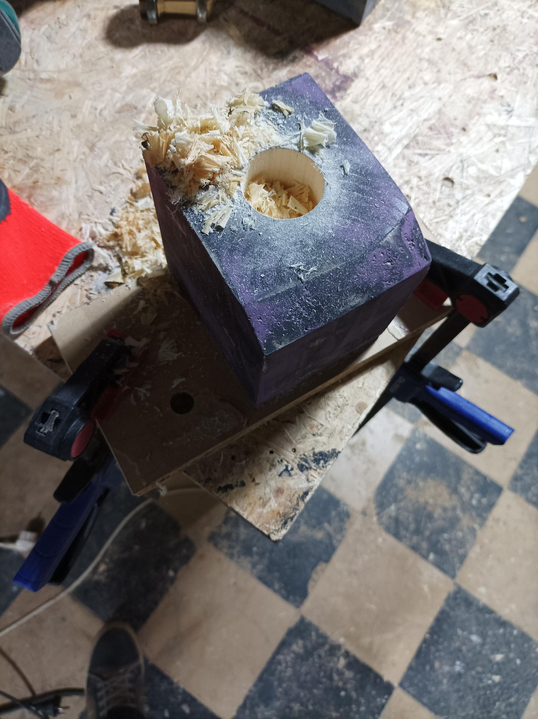 Design Lamps From Pallet Blocks : 6 Steps - Instructables