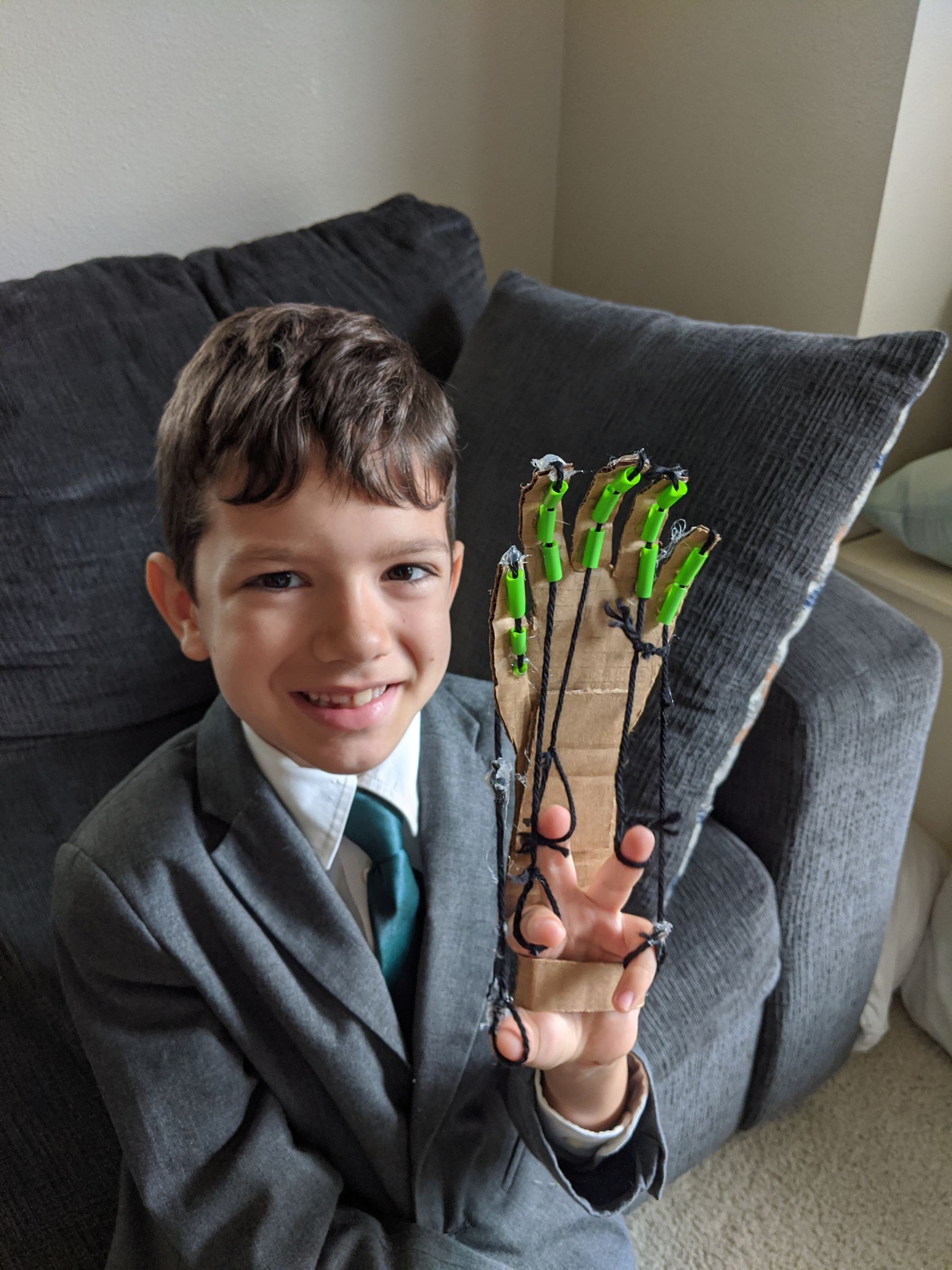 Cardboard Robot Hand : 8 Steps (with Pictures) - Instructables